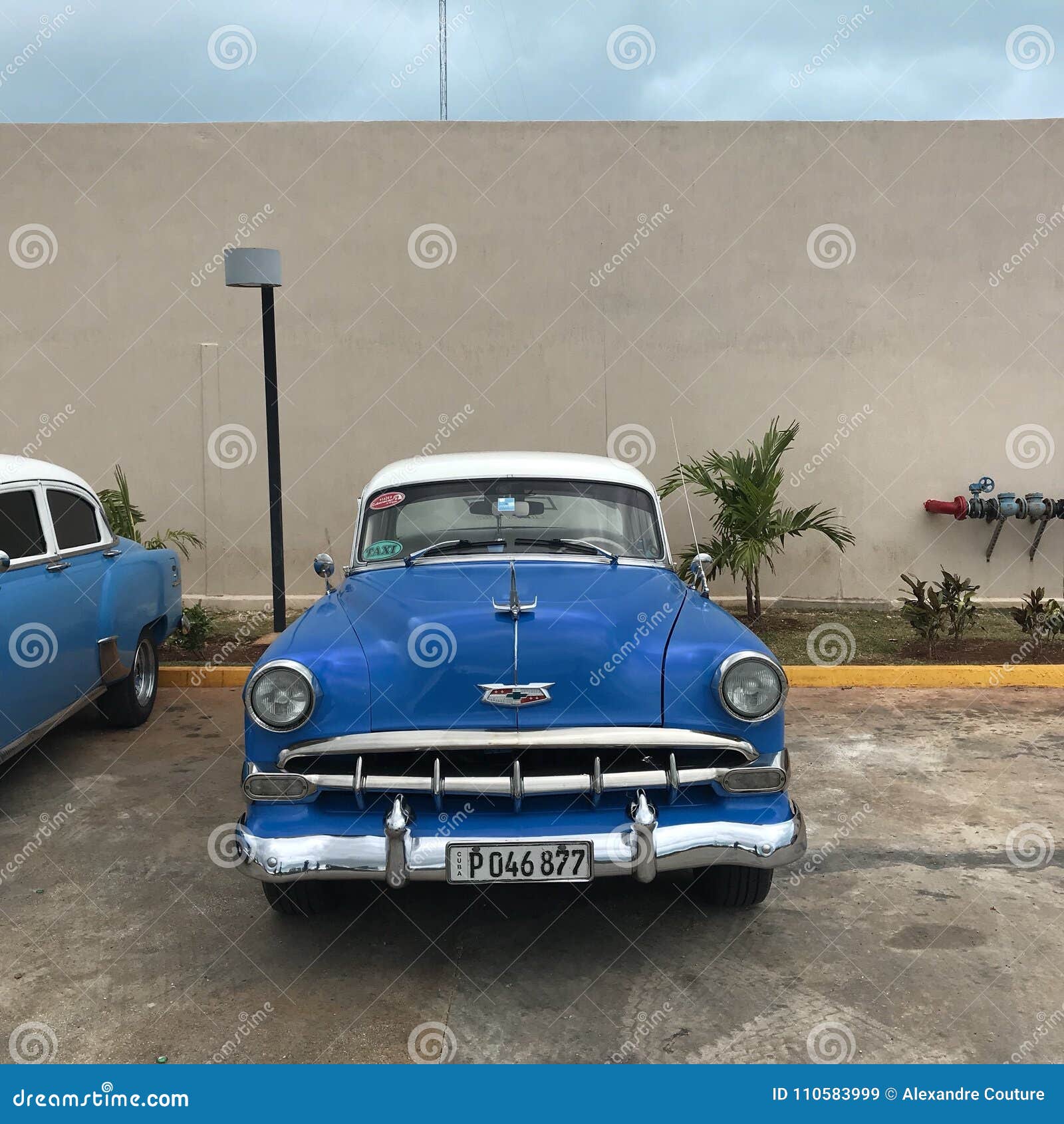 Coche cubano imagen de archivo editorial. Imagen de cubano - 110583999