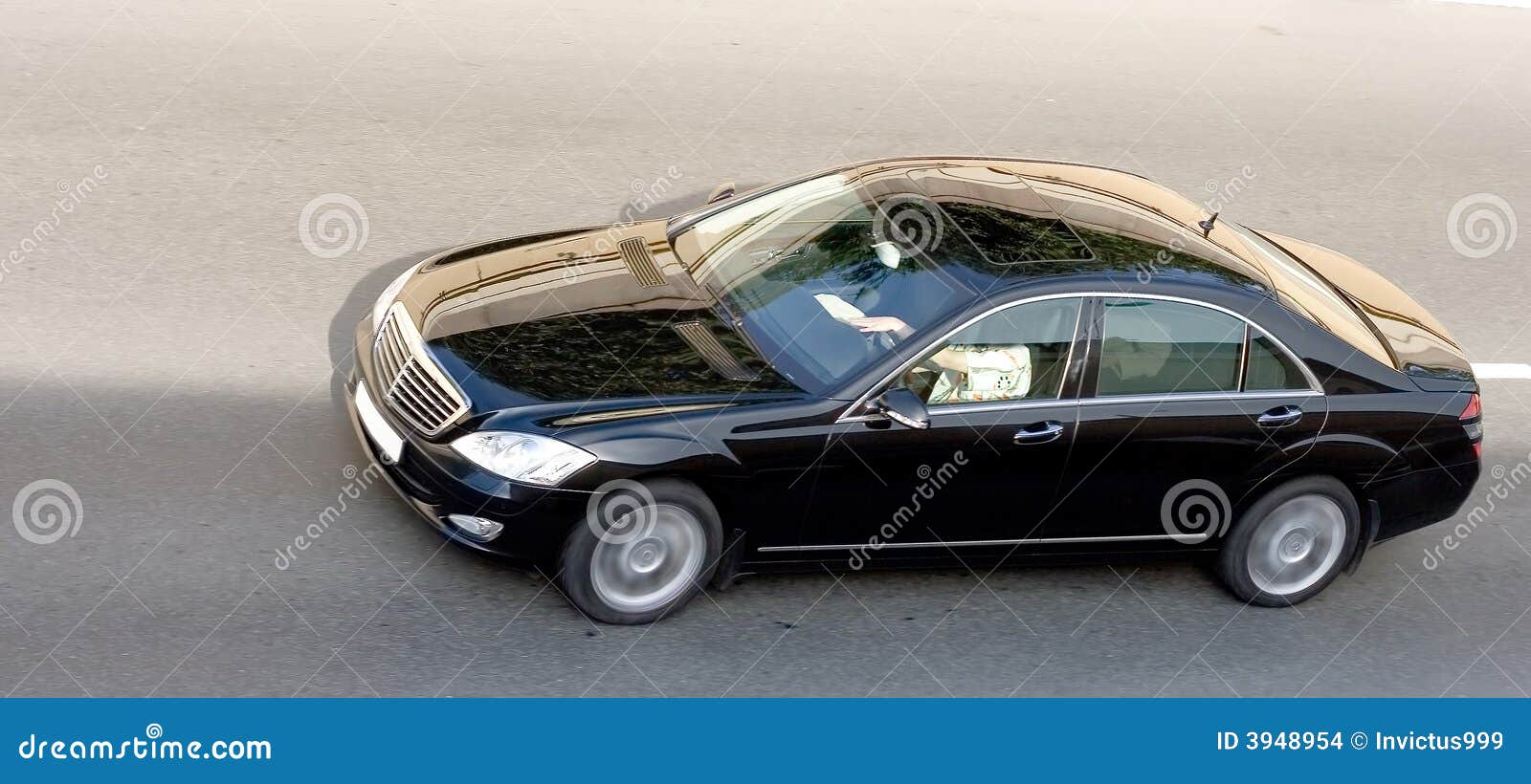 Coche grande foto de archivo. Imagen de rico, negro, estudio - 3948954