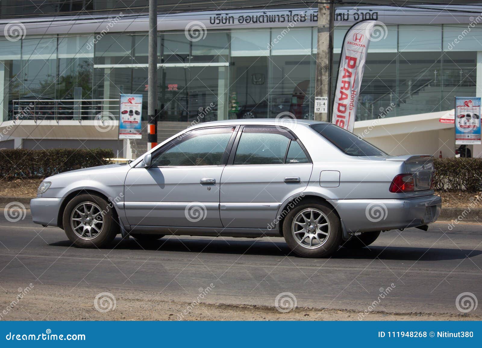 Coche Privado, Toyota Soluna Vios Foto de archivo editorial - Imagen de ...