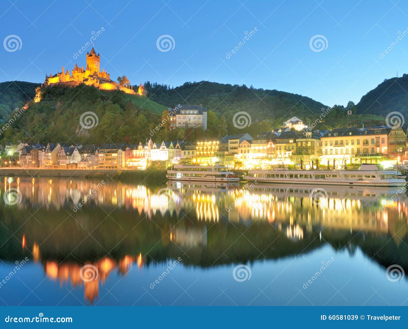 Cochem, Valle De Mosela, Alemania Imagen de archivo - Imagen de vino ...