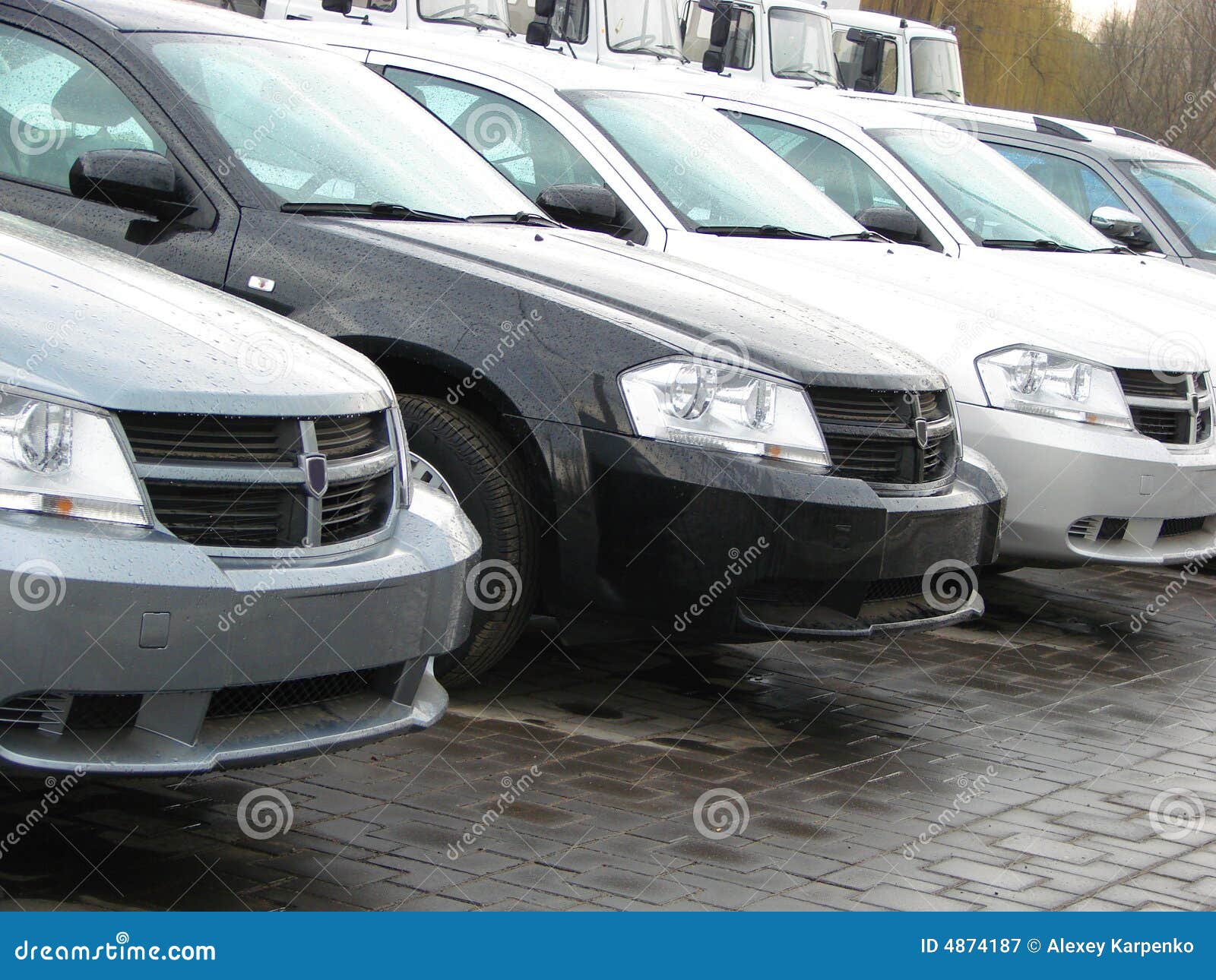 Coches modernos del estilo imagen de archivo. Imagen de reflexiones ...