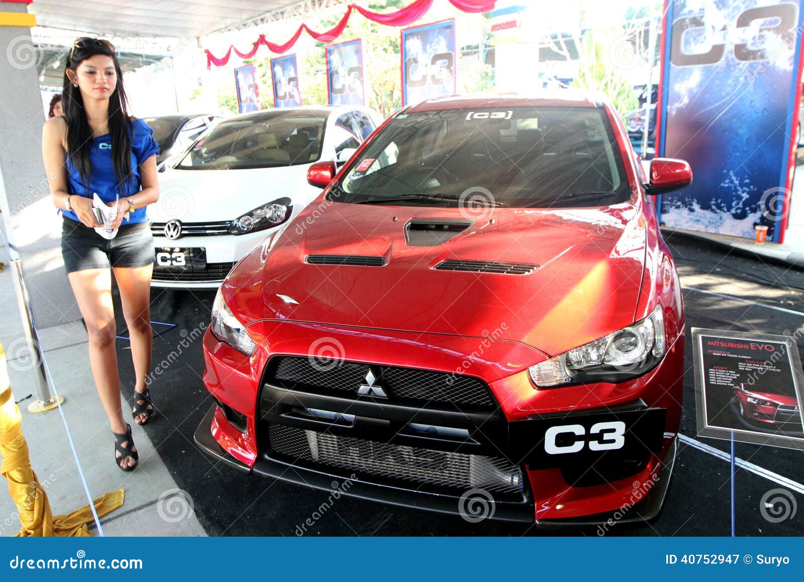 Coches modificados fotografía editorial. Imagen de acontecimiento ...