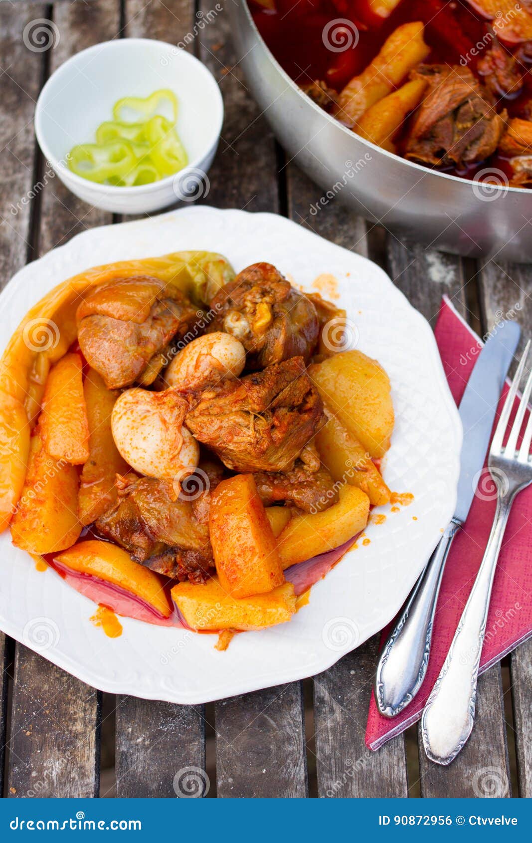 Cocido Húngaro, Comida Tradicional Húngara Foto de archivo - Imagen de ...