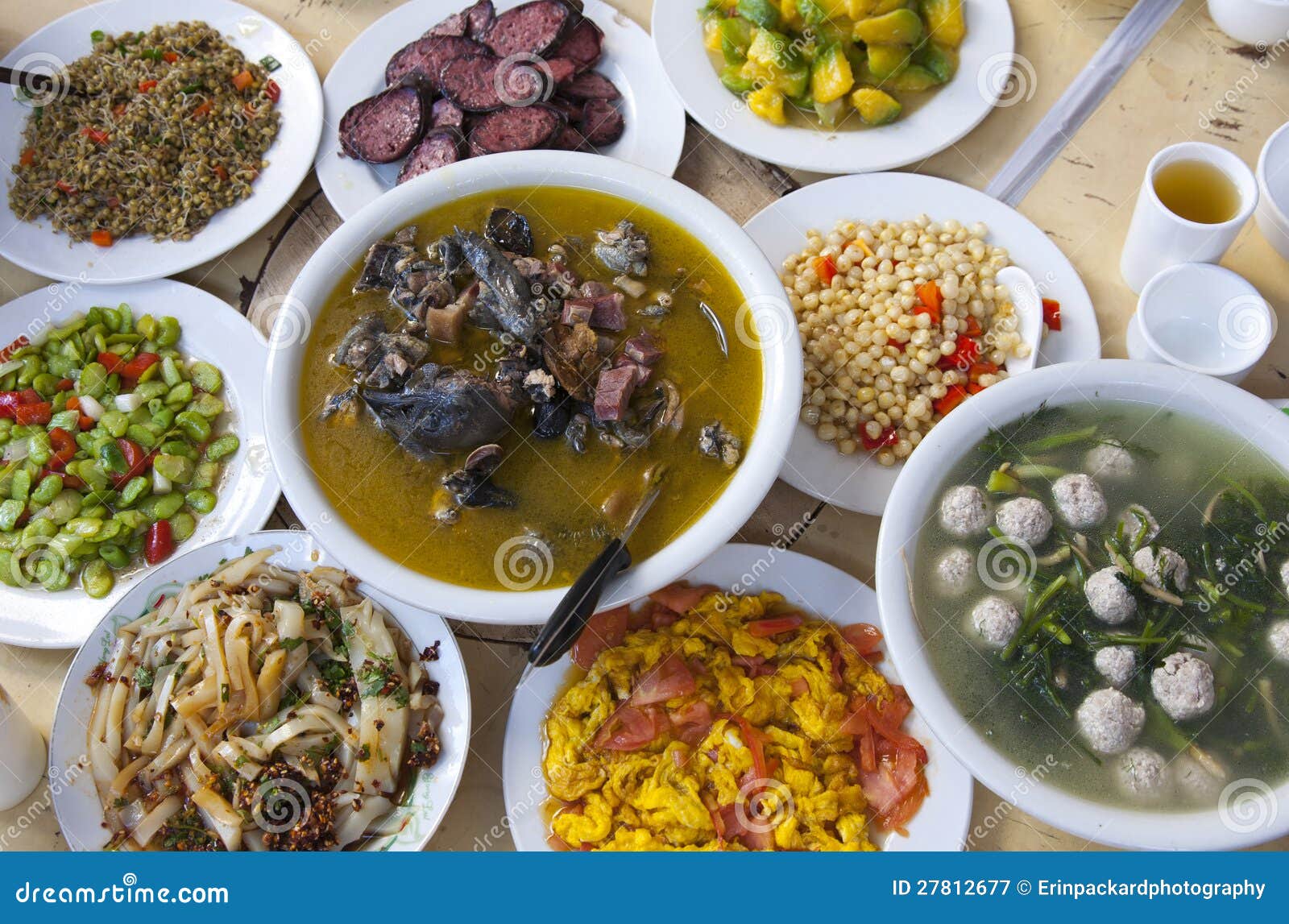 Cocina Del Chino Tradicional Imagen de archivo - Imagen de alimento ...