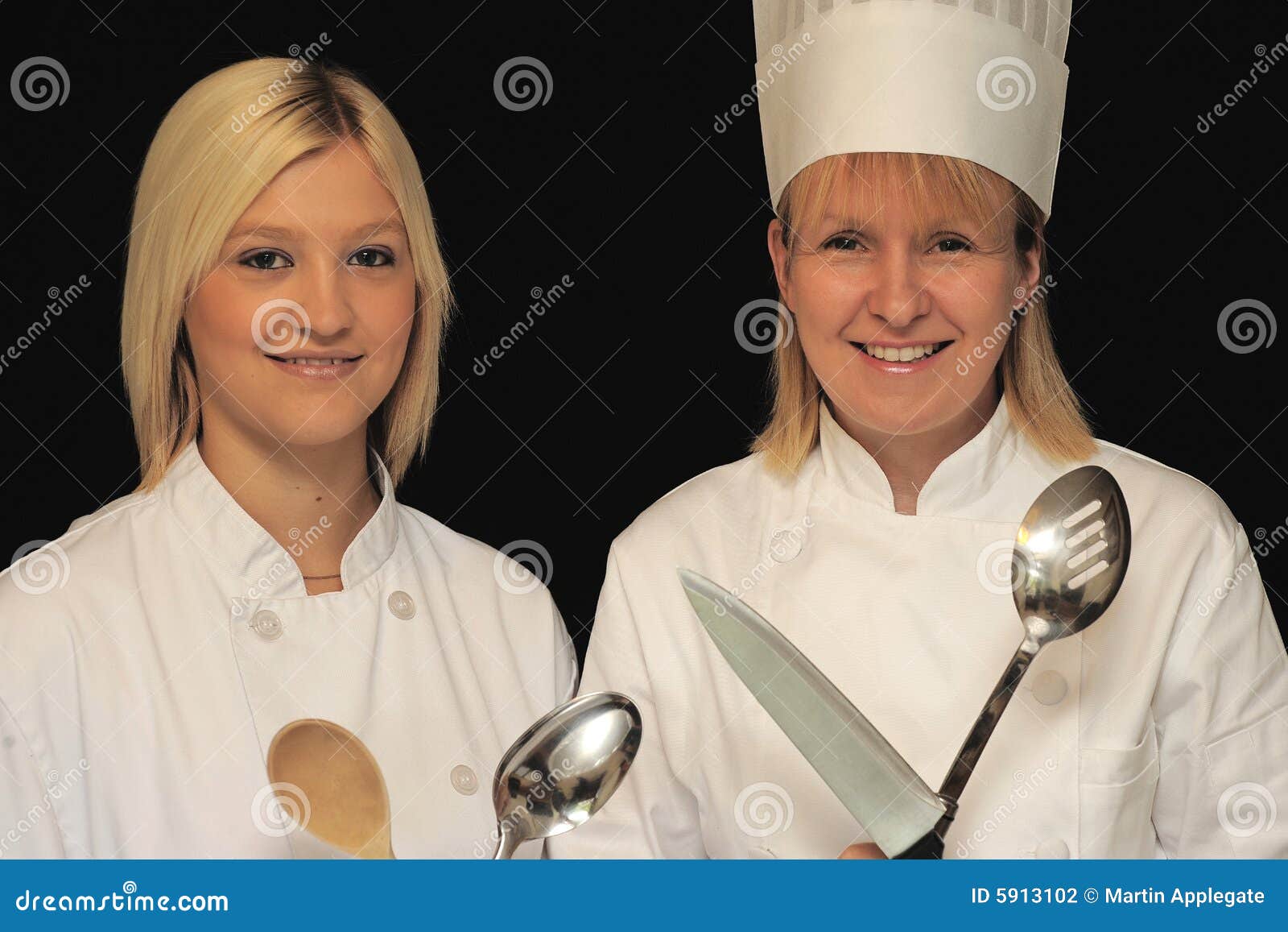 Cocineros hermosos foto de archivo. Imagen de restaurante - 5913102