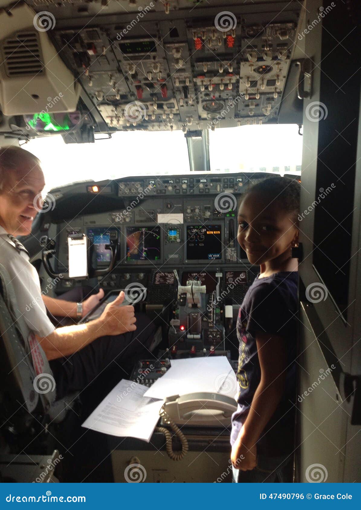 Pit Fun editorial photo. Image of airplane, children - 47490796