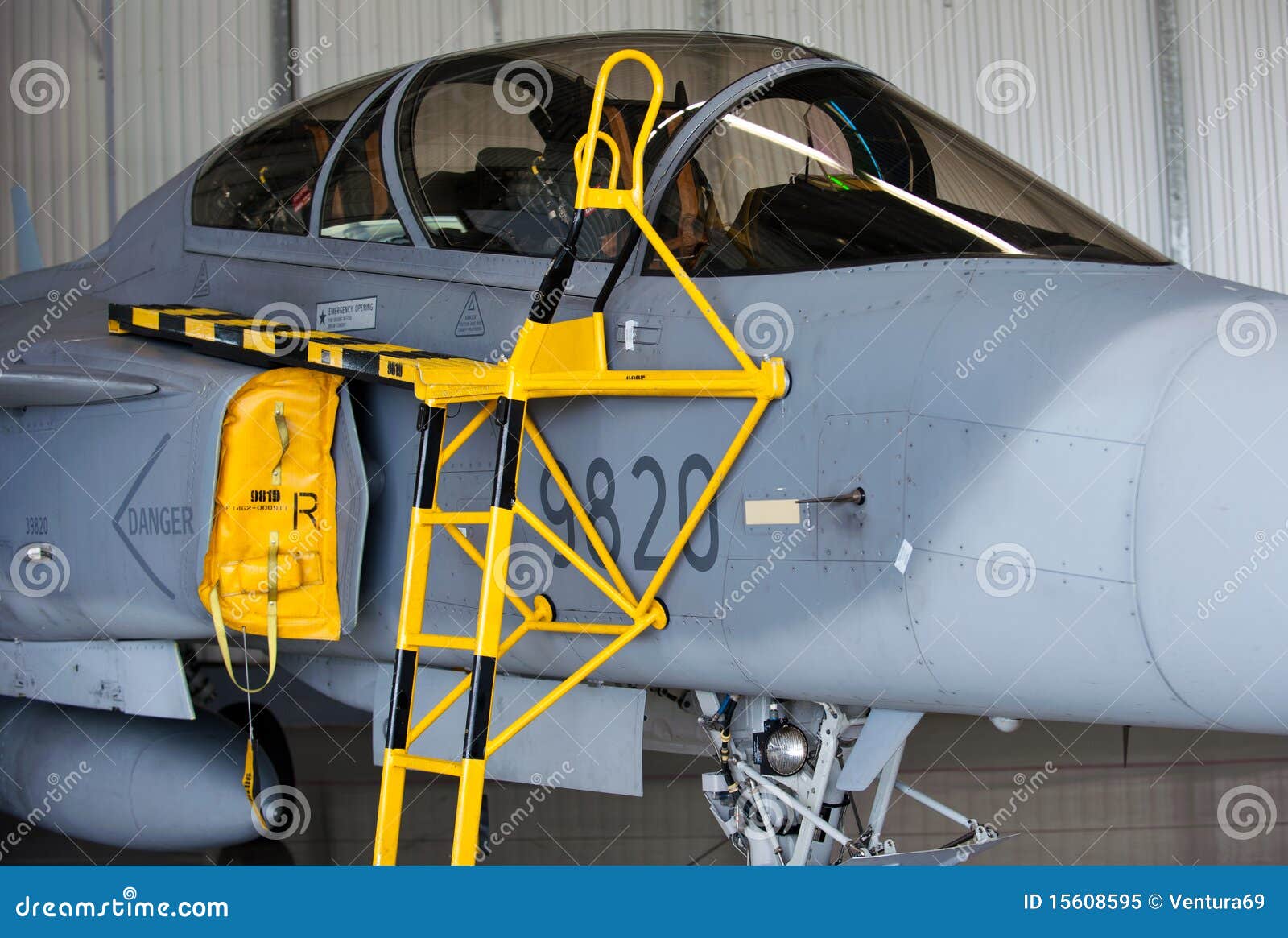 Cockpit of military jet stock image. Image of airshow - 15608595