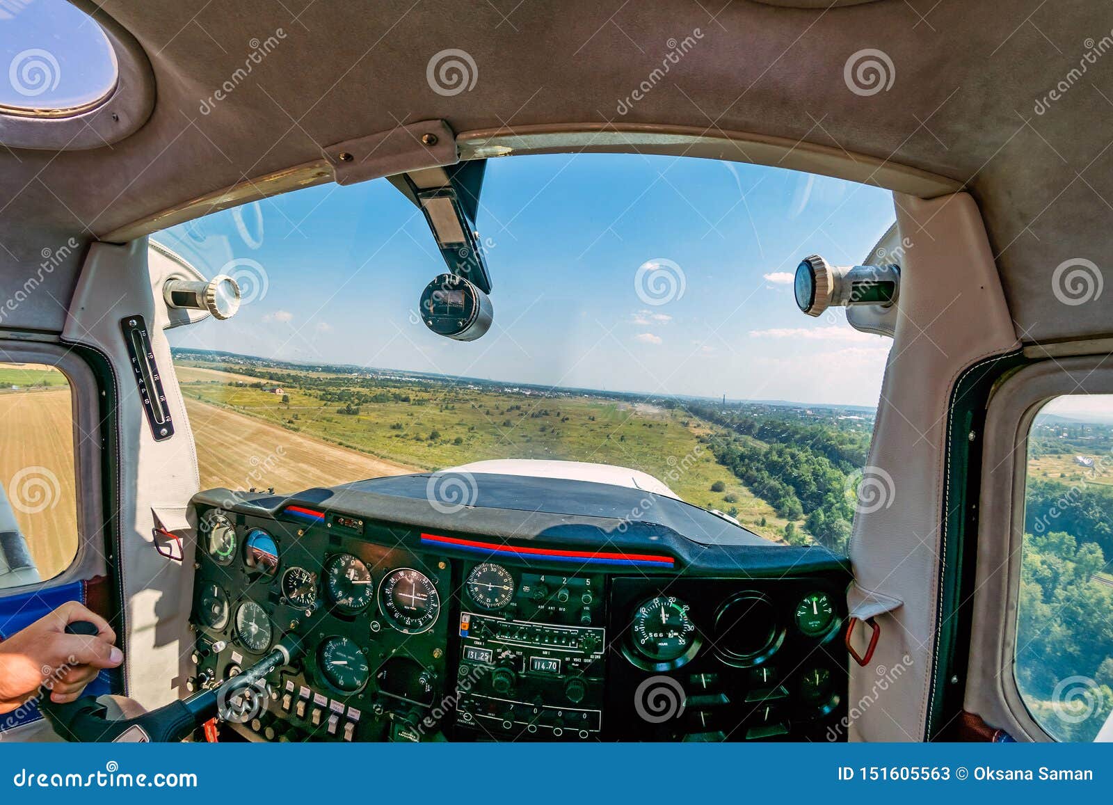 Cockpit of a Small Aircraft Stock Image - Image of high, journey: 151605563