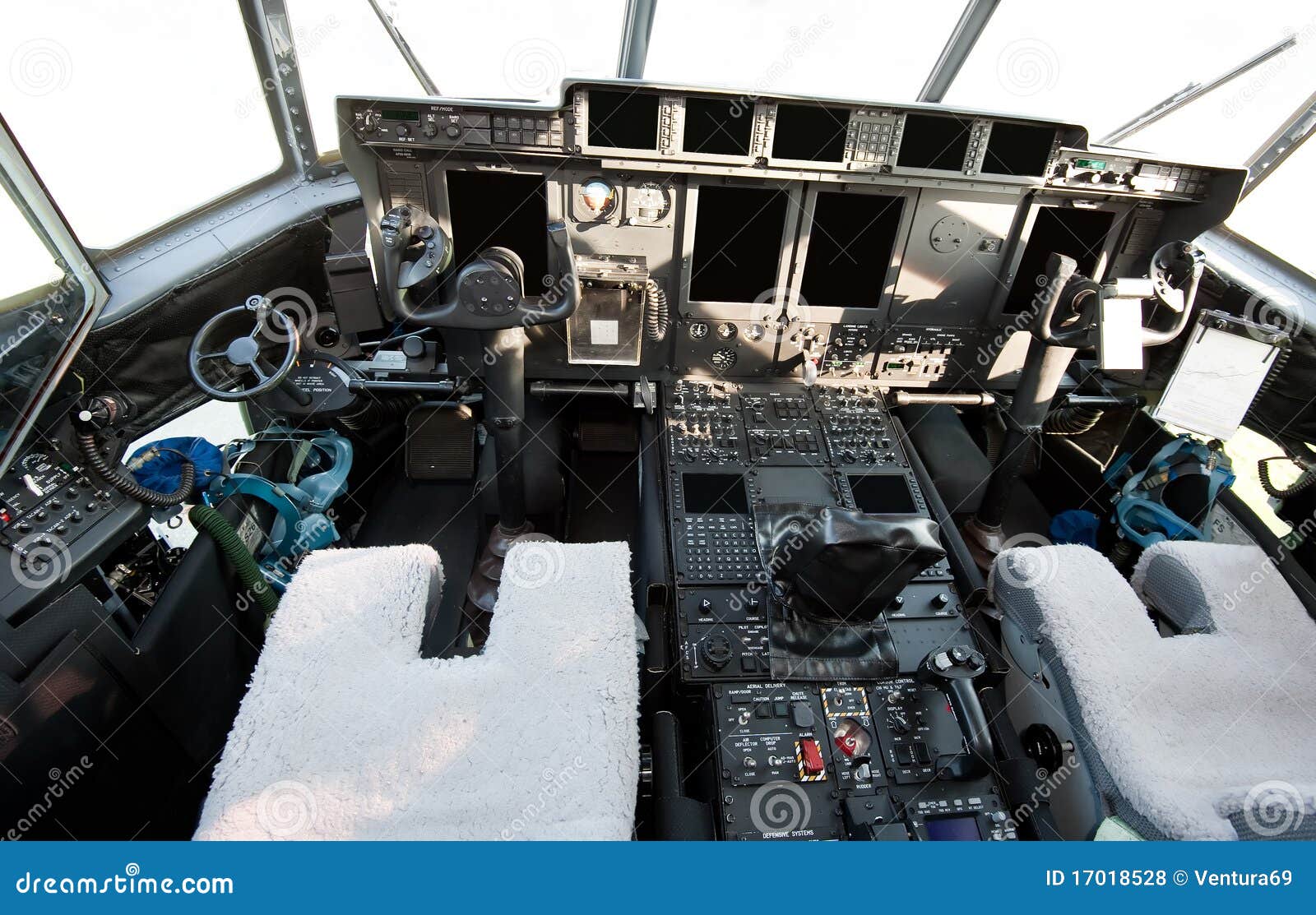 Cockpit Van Modern Militair Vliegtuig Stock Foto - Image of serie ...