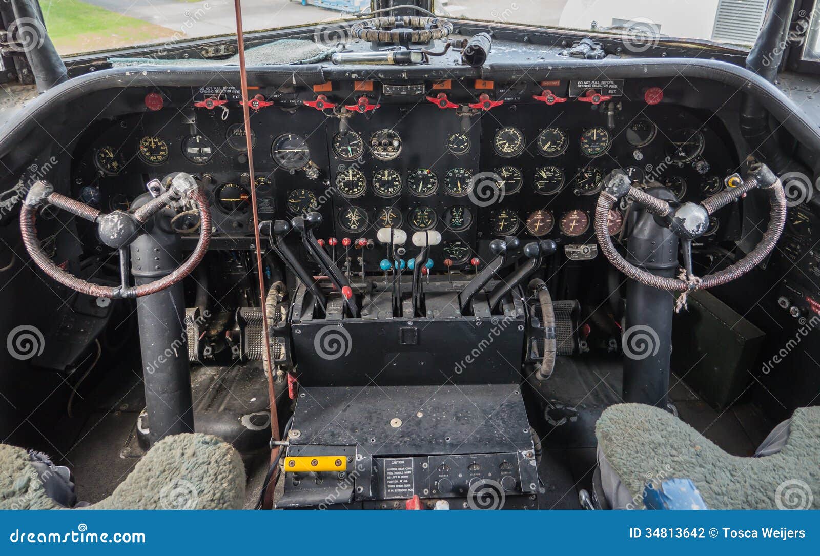 Cockpit of a vintage plane stock photo. Image of altimeter - 34813642