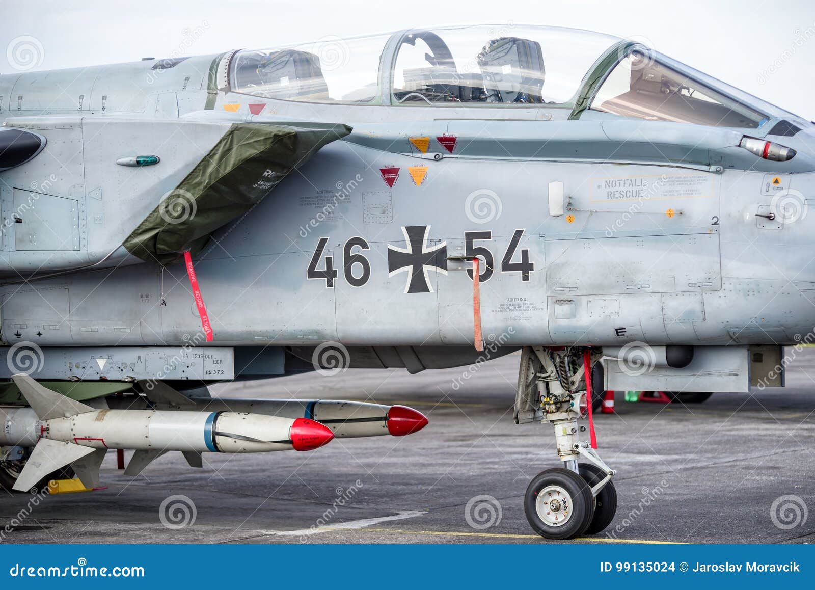Cockpit Von Panavia-Tornado Redaktionelles Stockbild - Bild von tornado ...
