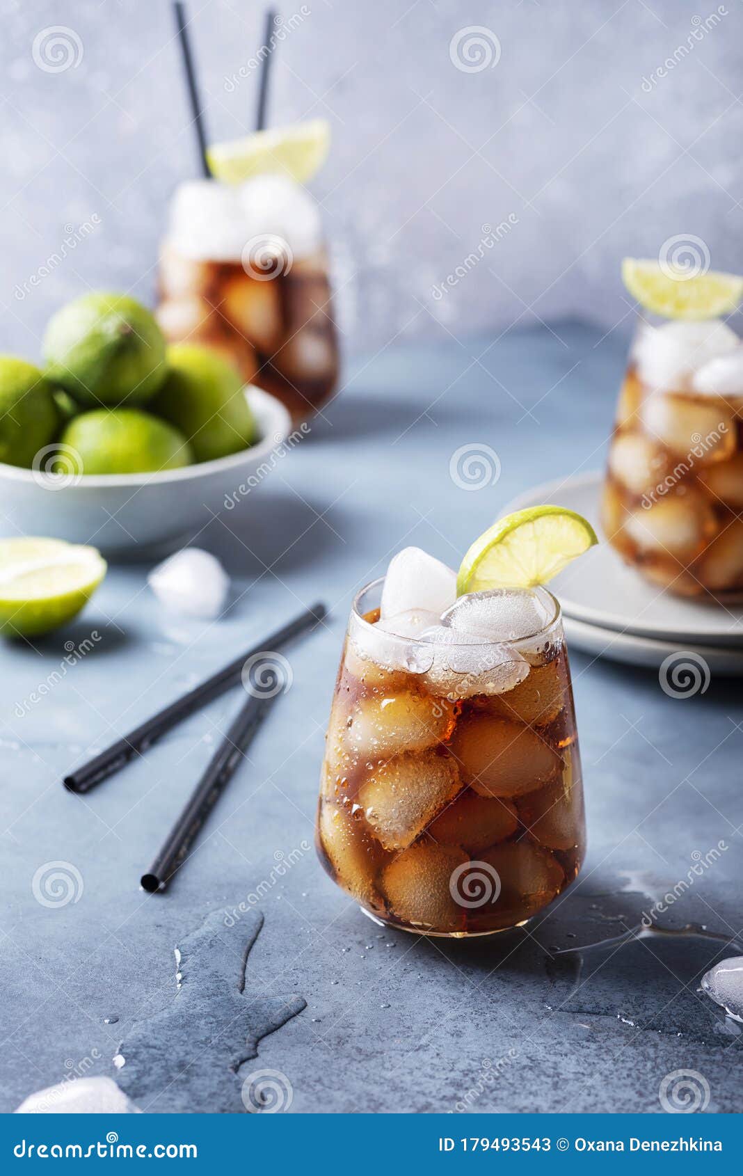 Cocktail Cuba Libre with Rum, Lime and Cola Stock Image - Image of ...
