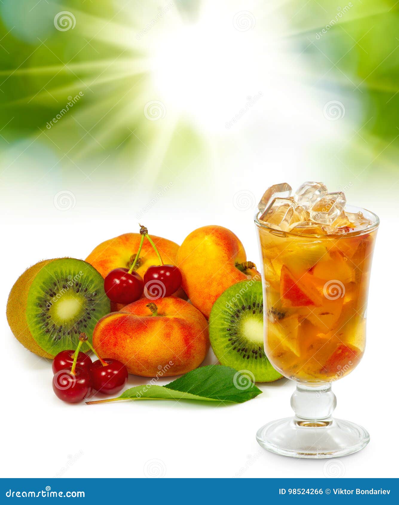 Cocktail De Fruto E Close-up Do Fruto Foto de Stock - Imagem de praia ...