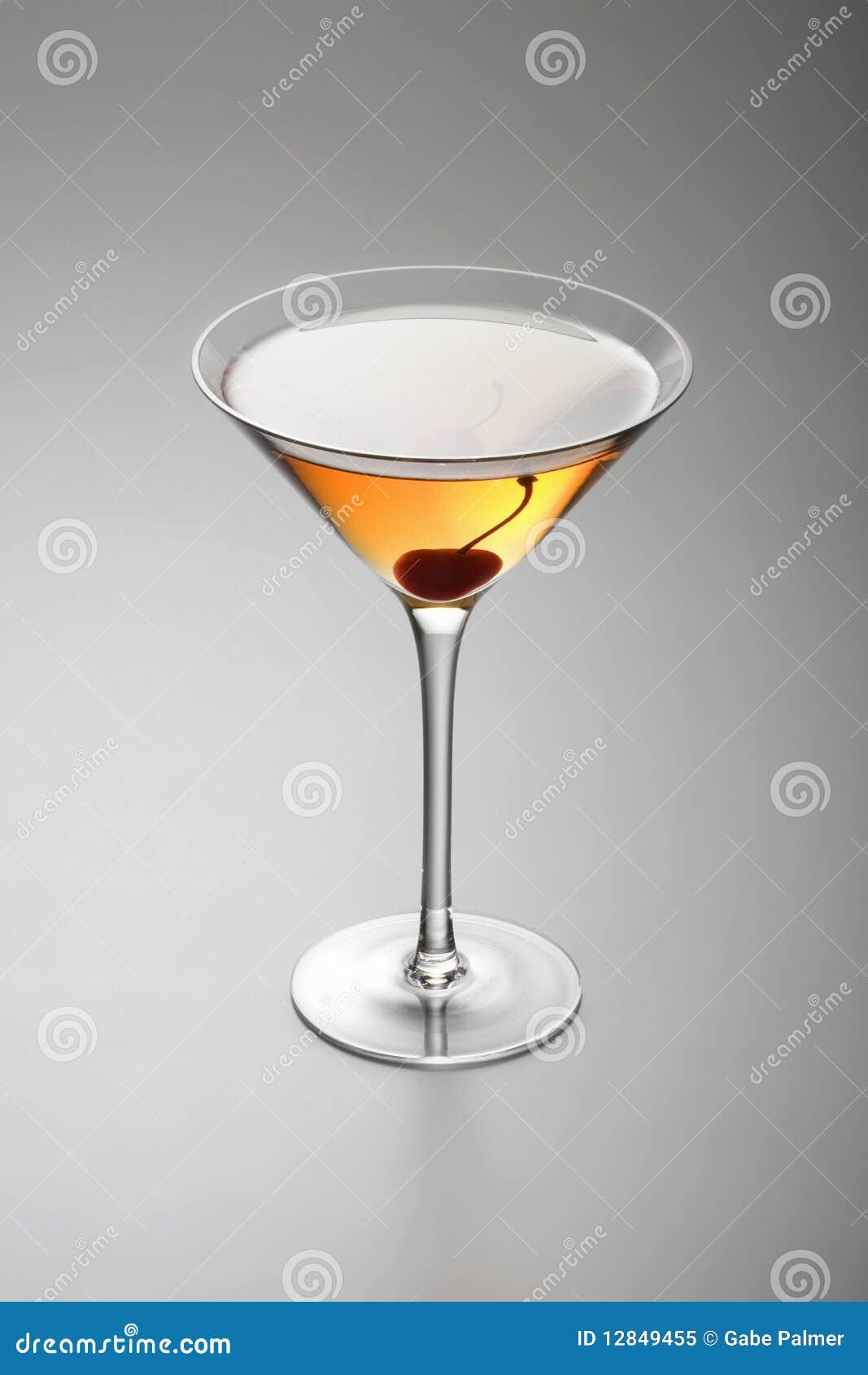 Cocktail De Rob Roy Ou De Manhattan Imagem de Stock - Imagem de ...