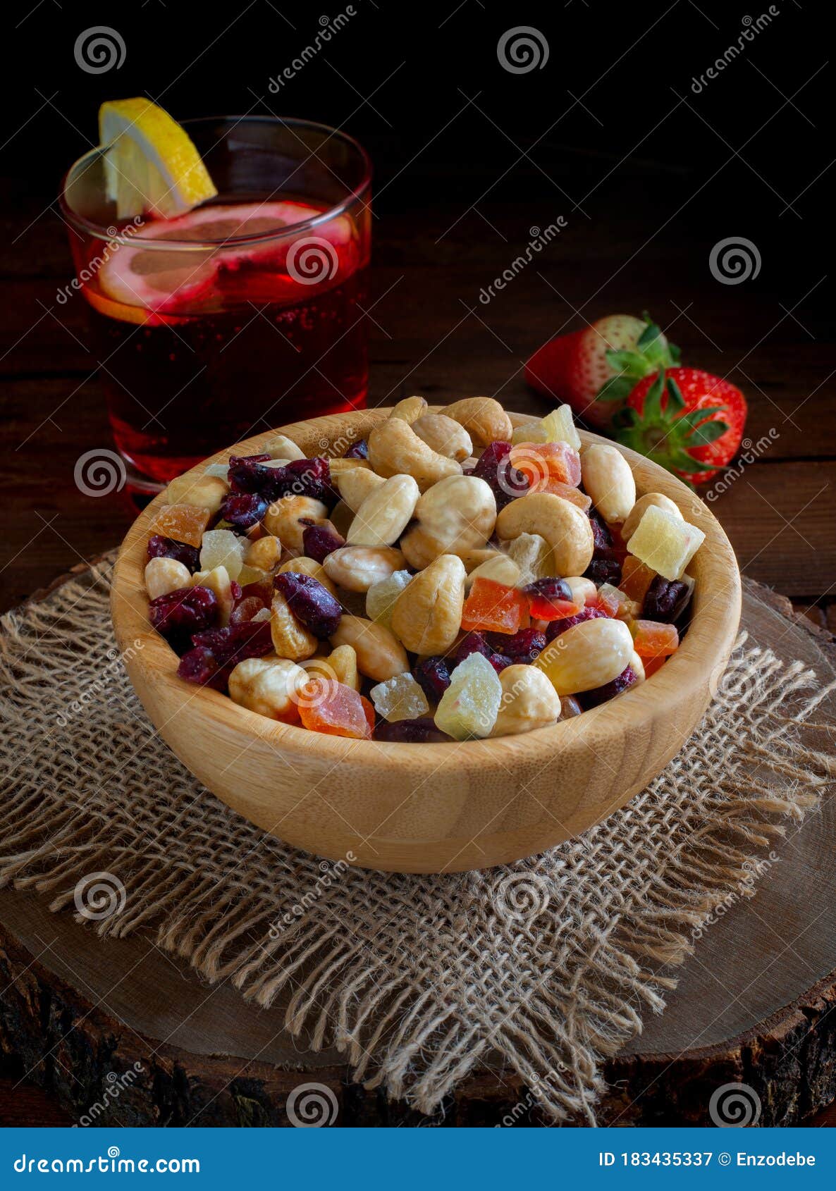 Cocktail of Red Bitter and Lemon Stock Image - Image of cocktail, juice ...
