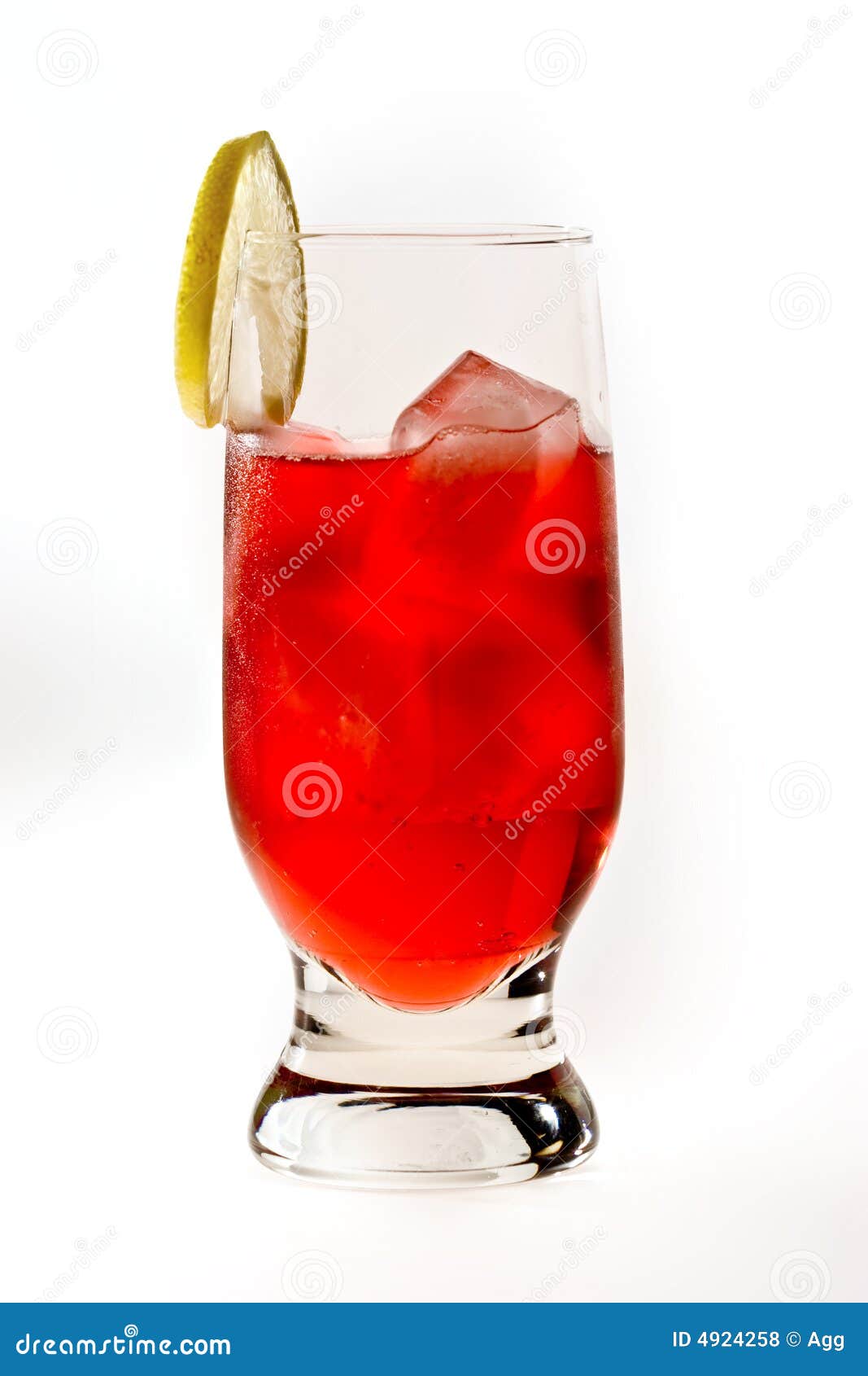Cocktail rouge photo stock. Image du frais, cocktail, rouge - 4924258