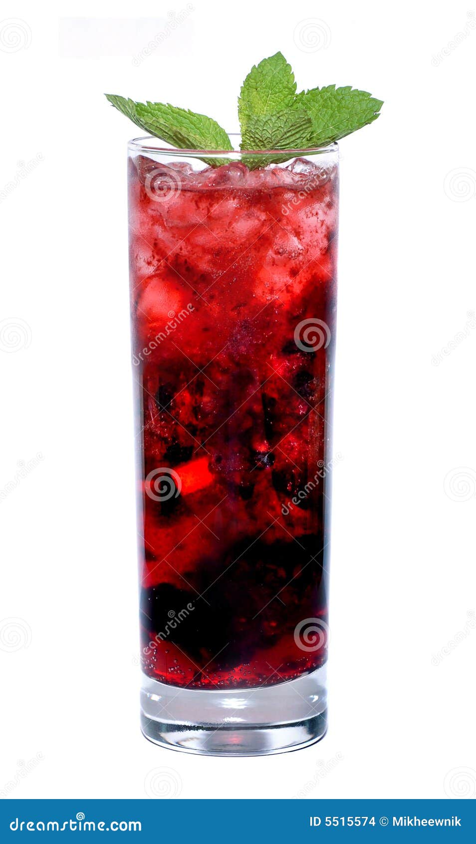 Cocktail rouge photo stock. Image du gourmet, froid, réception - 5515574