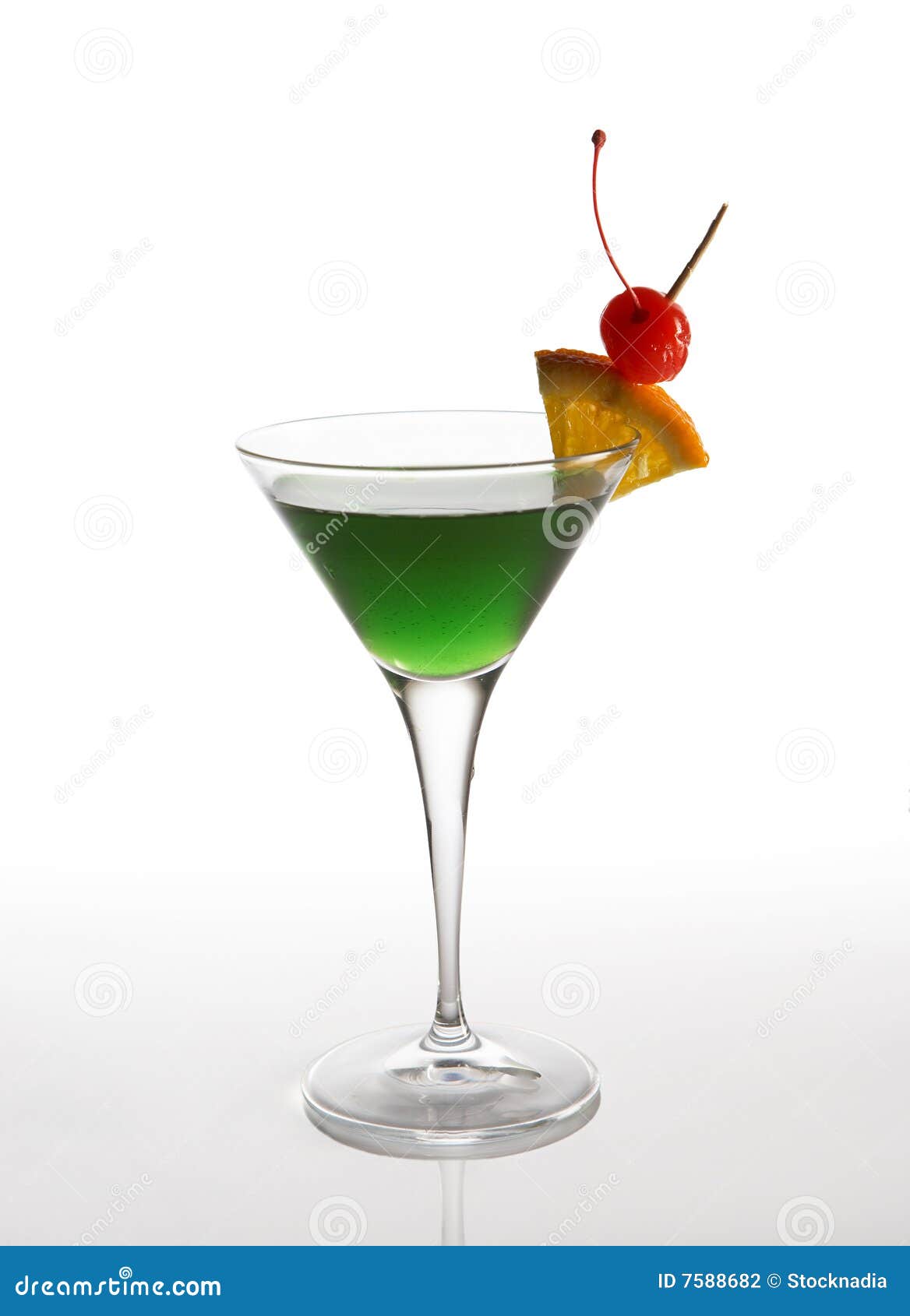 Cocktail verde fotografia stock. Immagine di sugoso, sapore - 7588682