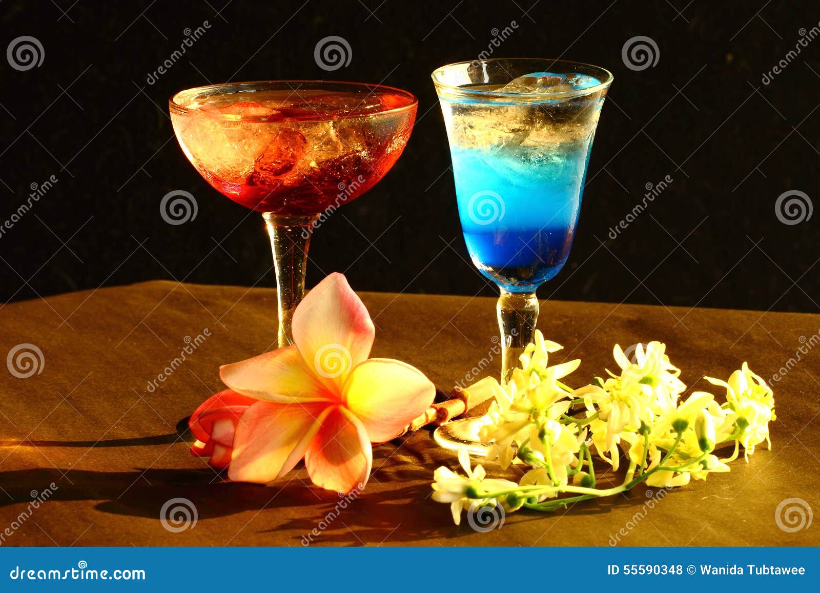 Cocktails stockfoto. Bild von getrennt, farbe, erfrischung - 55590348