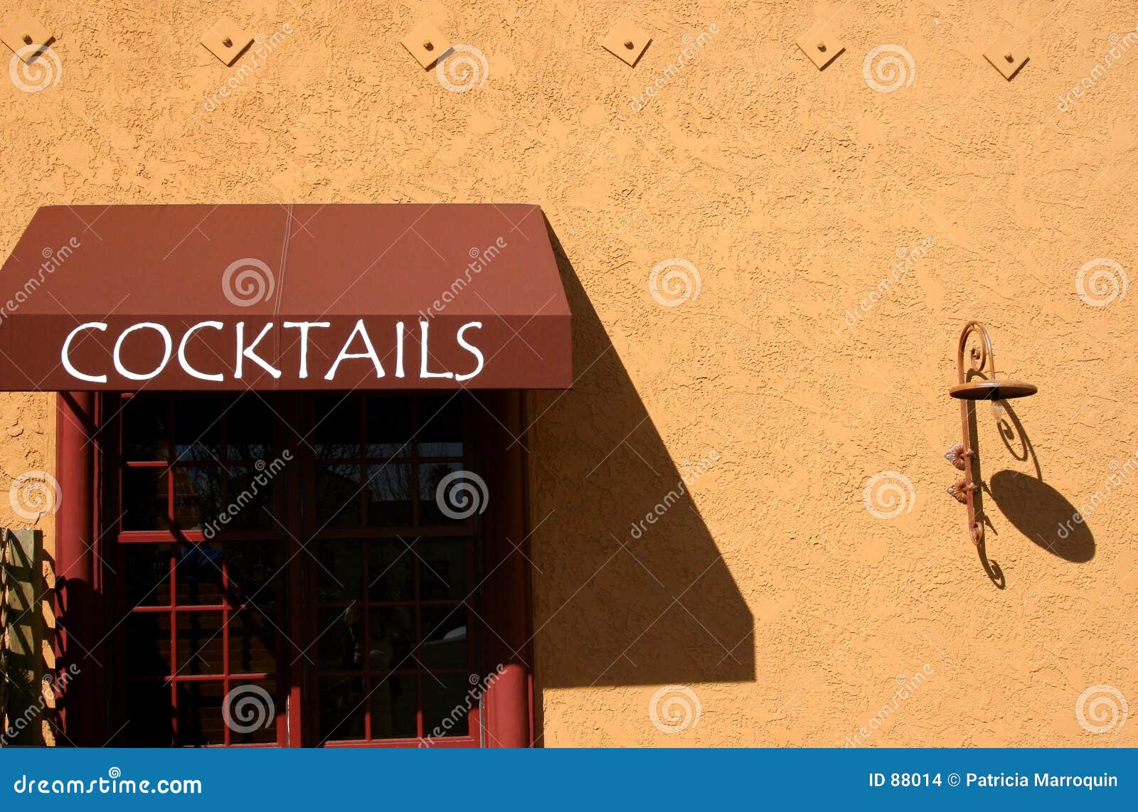 125 Cocktails Restaurant Window Stock Photos - Free & Royalty-Free ...