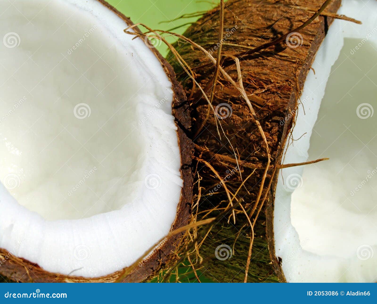 Coco foto de archivo. Imagen de coco, alimento, duro, bonote - 2053086