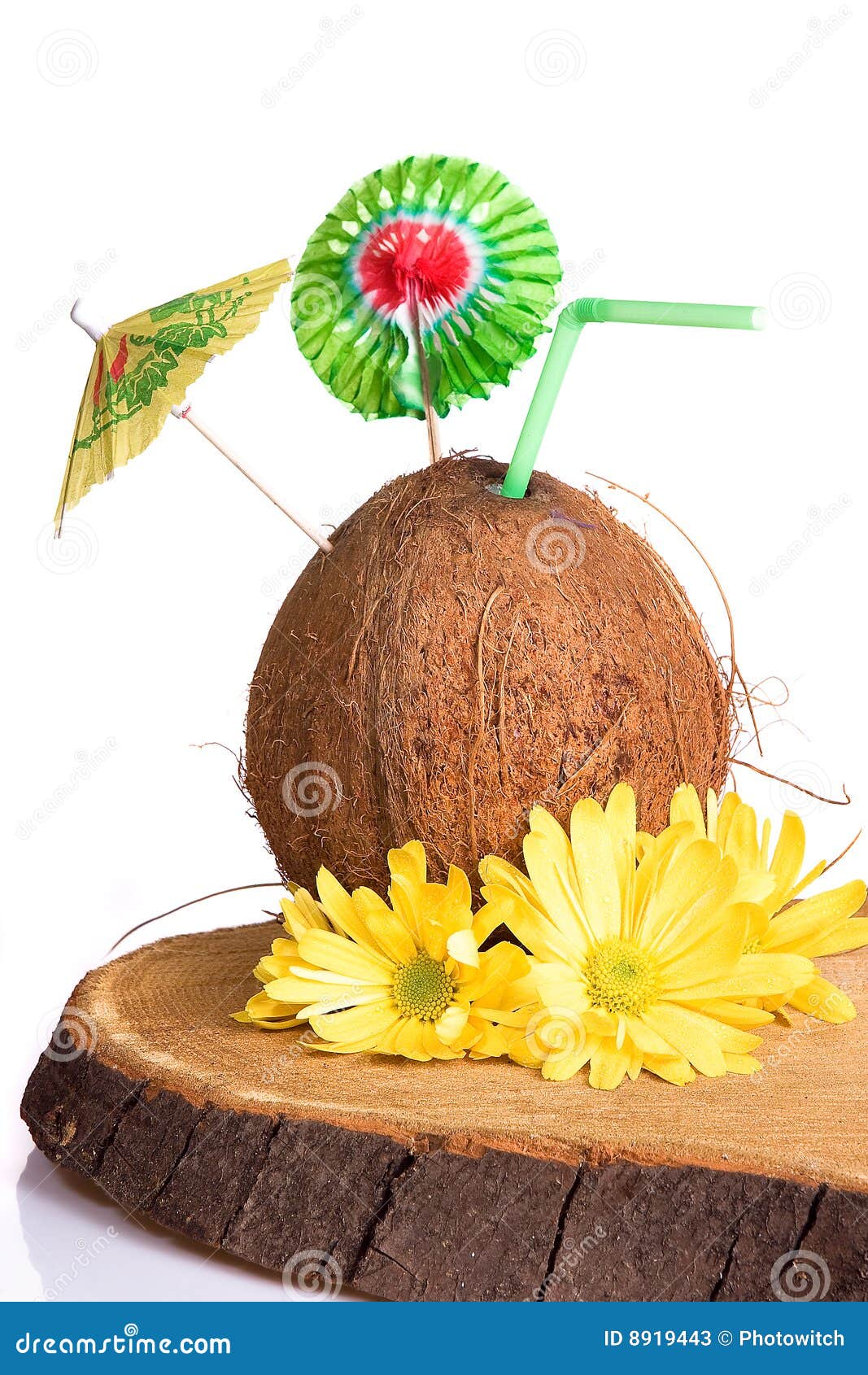 Coco del coctel imagen de archivo. Imagen de tropical - 8919443