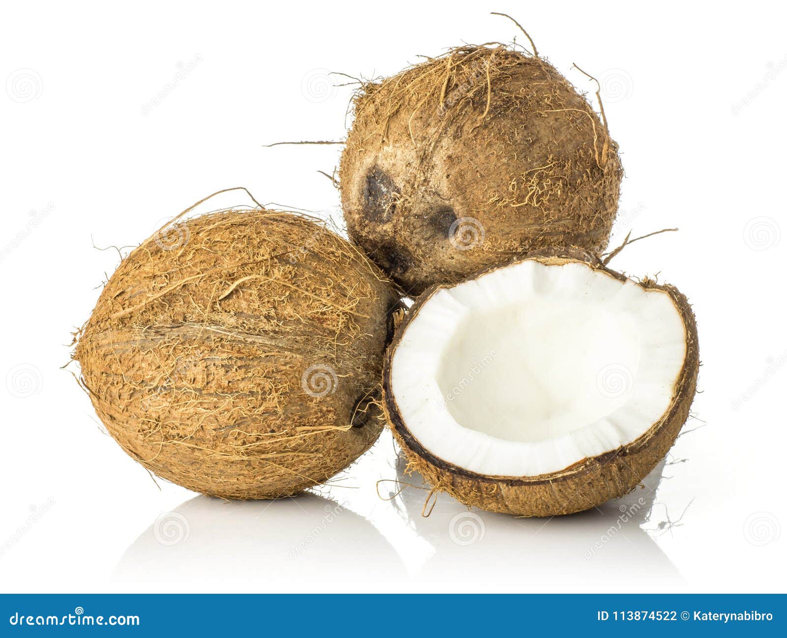 Coco Marrom Fresco Isolado No Branco Foto de Stock - Imagem de alimento ...