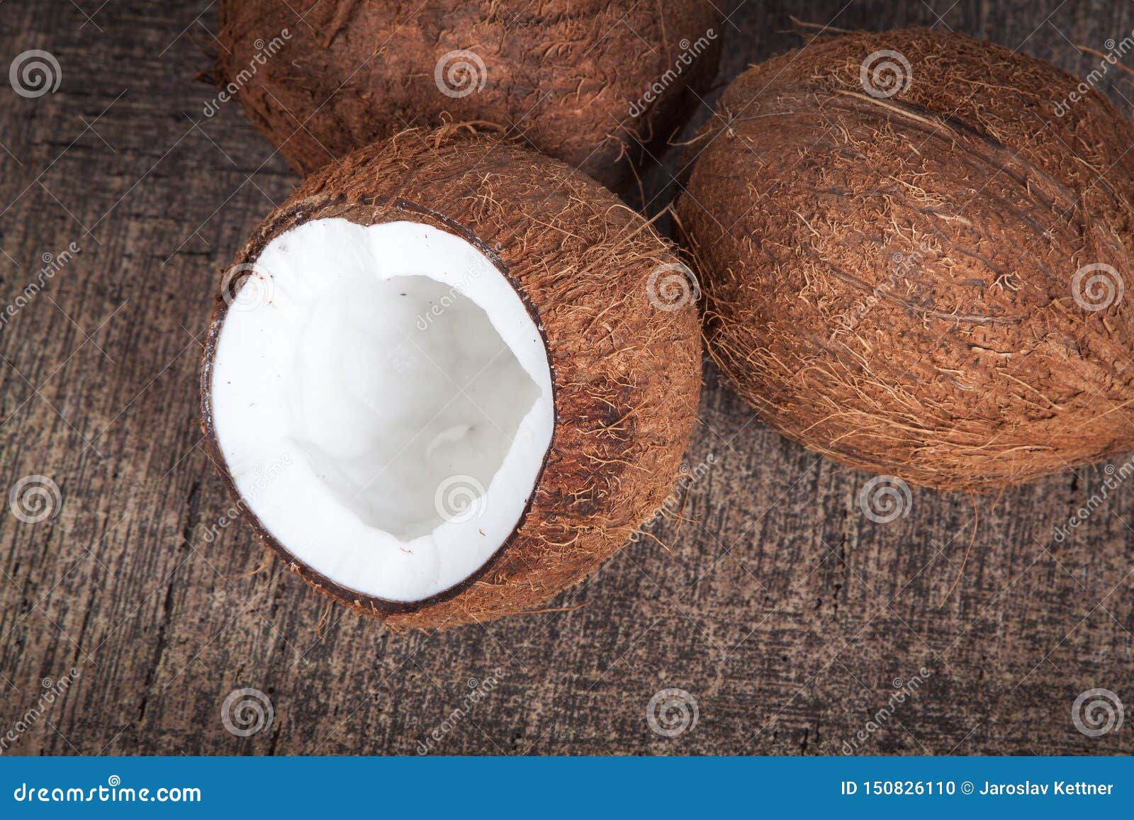 Coco tropical foto de archivo. Imagen de pedazo, jugo - 150826110