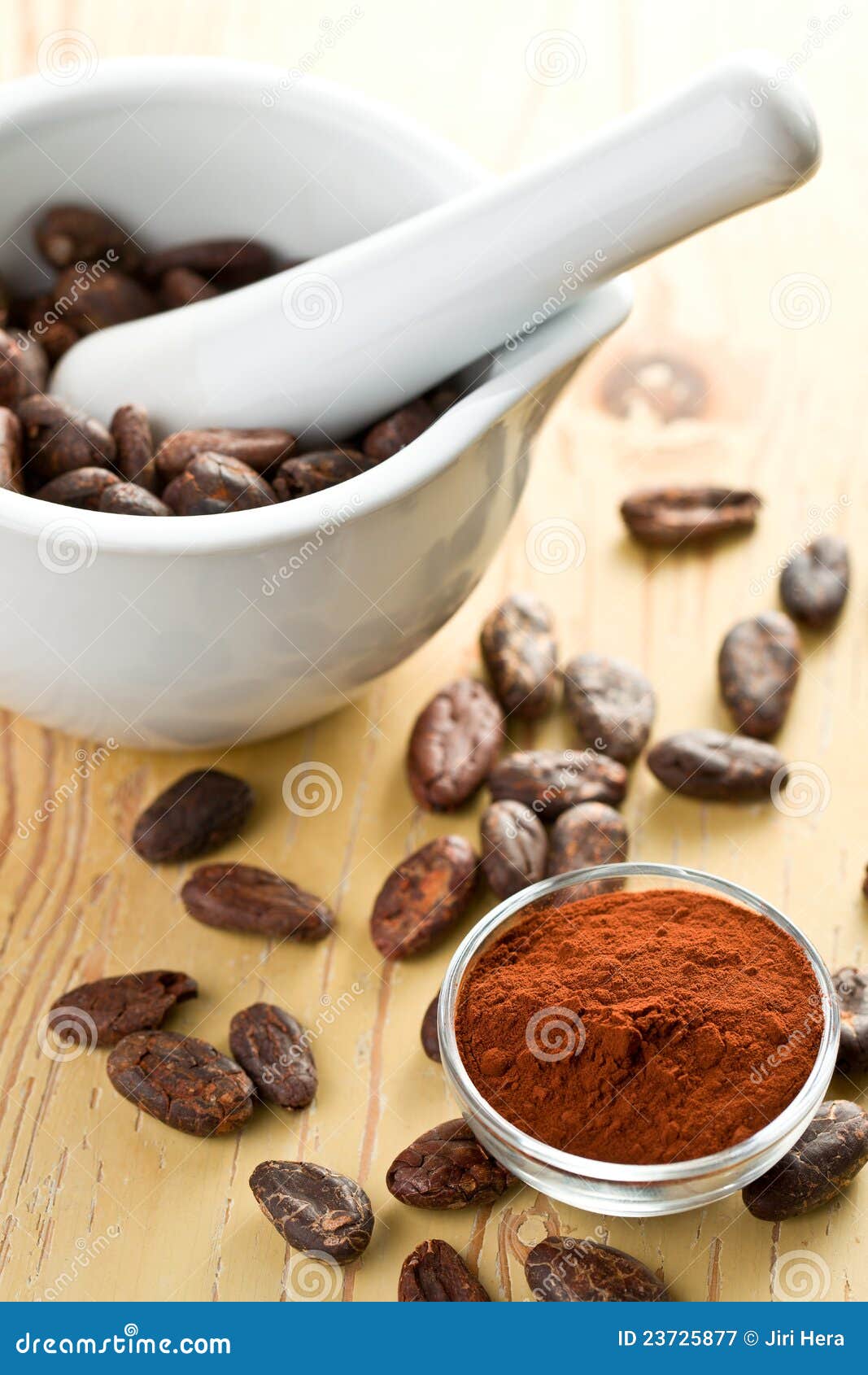 Cocoa Beans and Cocoa Powder Stock Image - Image of nutritive, peel ...
