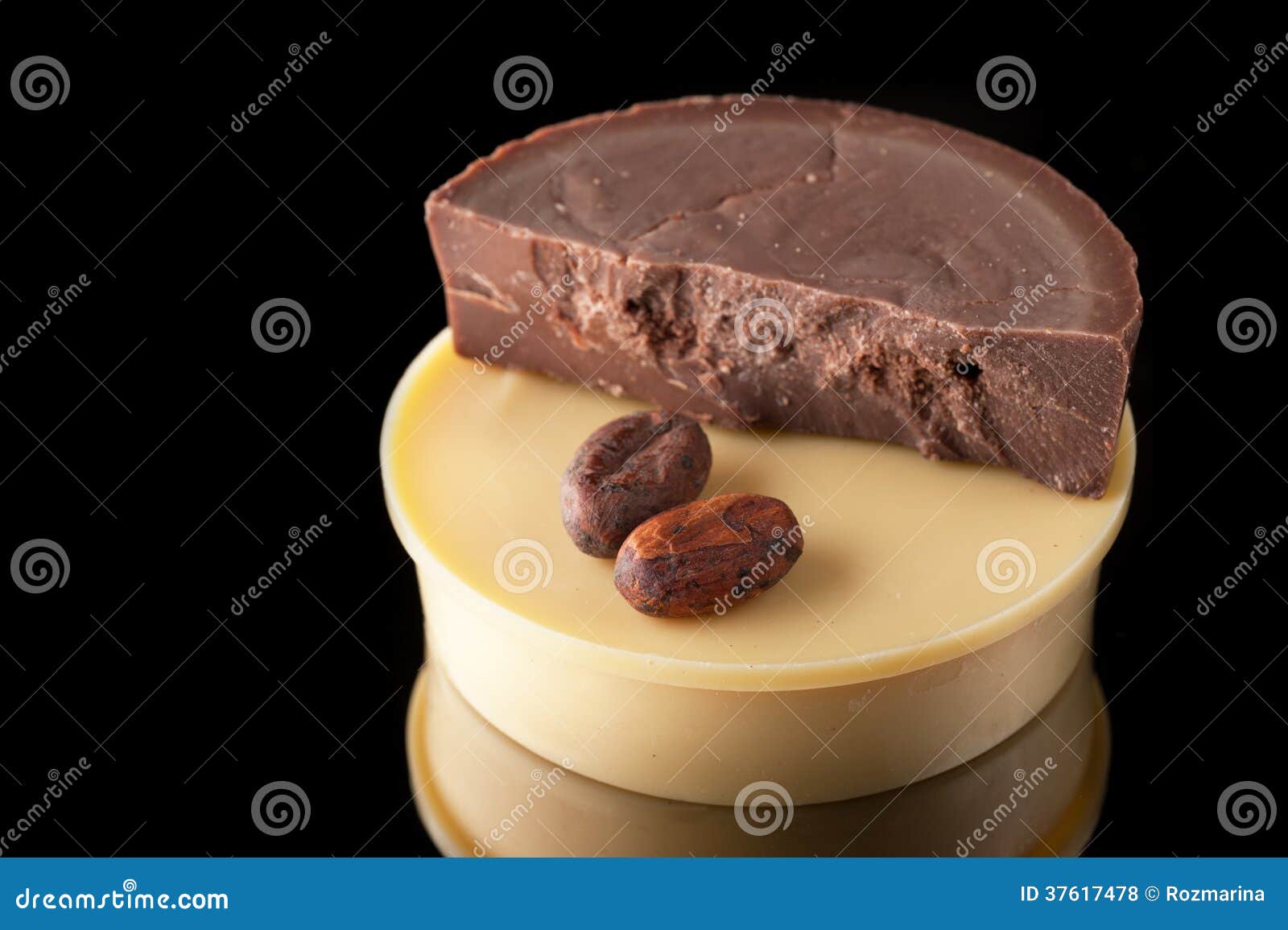 Cocoa oil stock photo. Image of calorie, ingredient, macro - 37617478