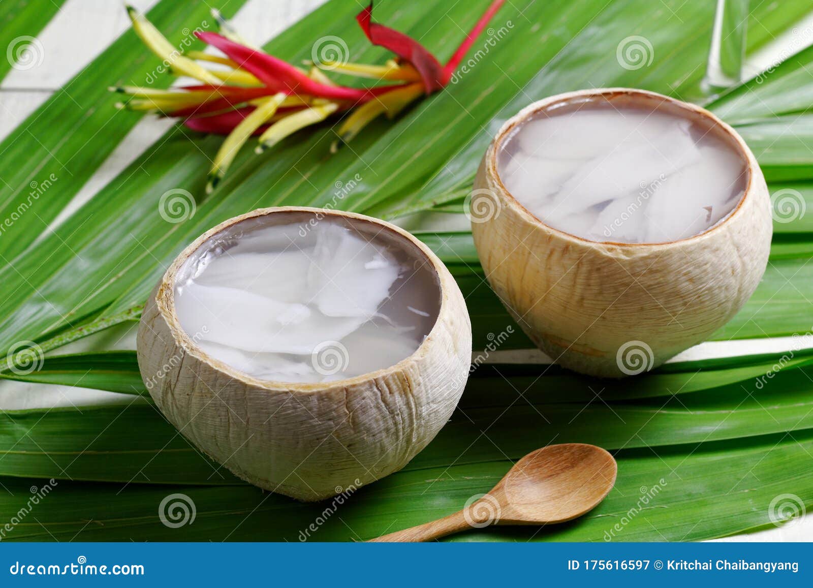 Coconut Jelly in Young Coconut Shell , Wun MaProaw on ,Thai Dessert ...