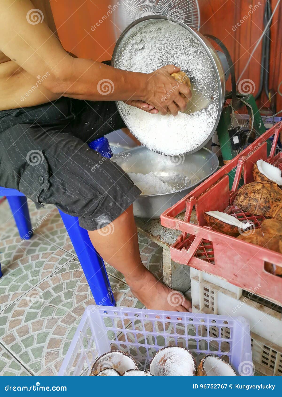 Coconut scraper machine stock image. Image of scraper - 96752767