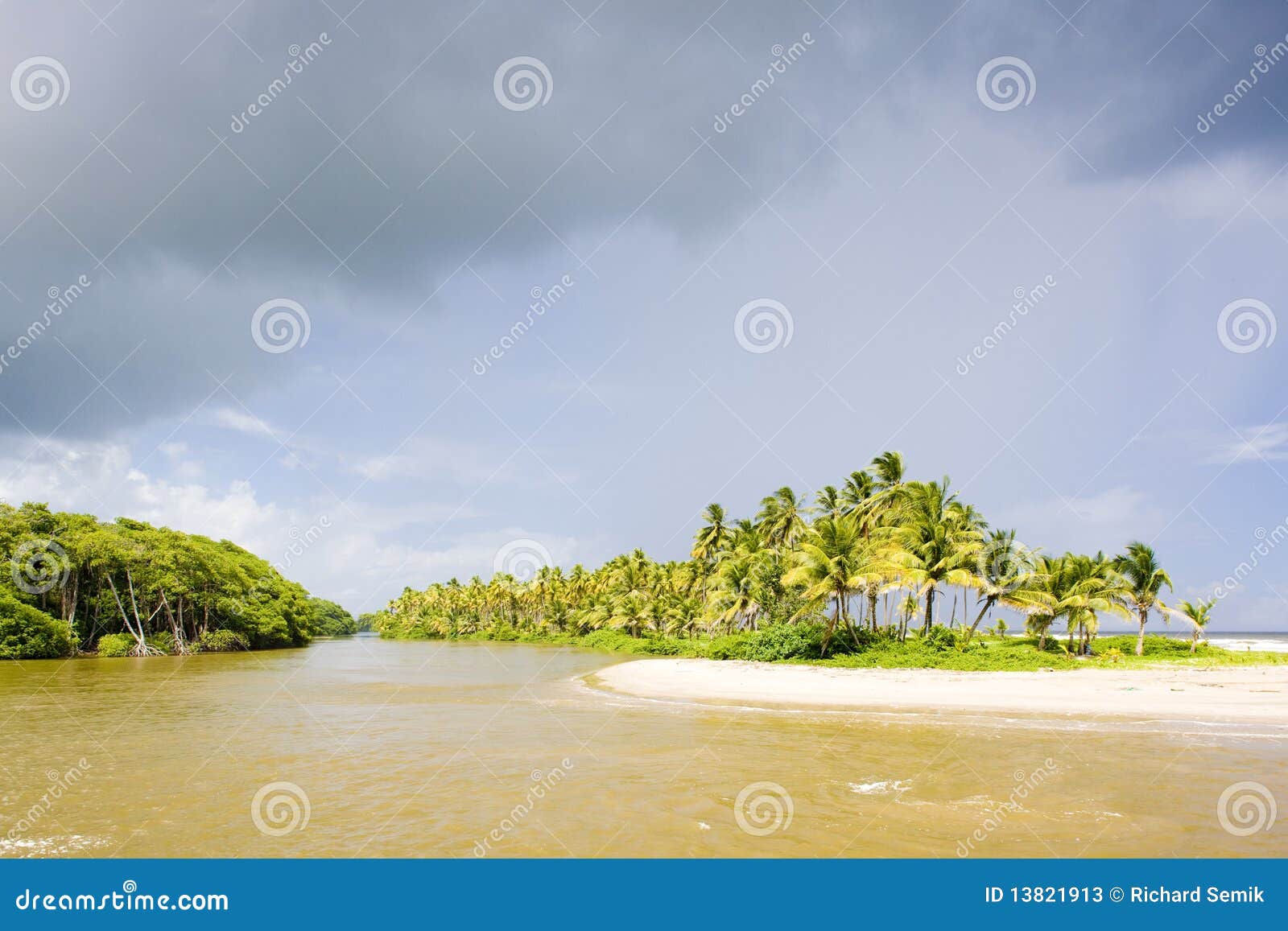 Cocos Bay stock image. Image of landscapes, locations - 13821913