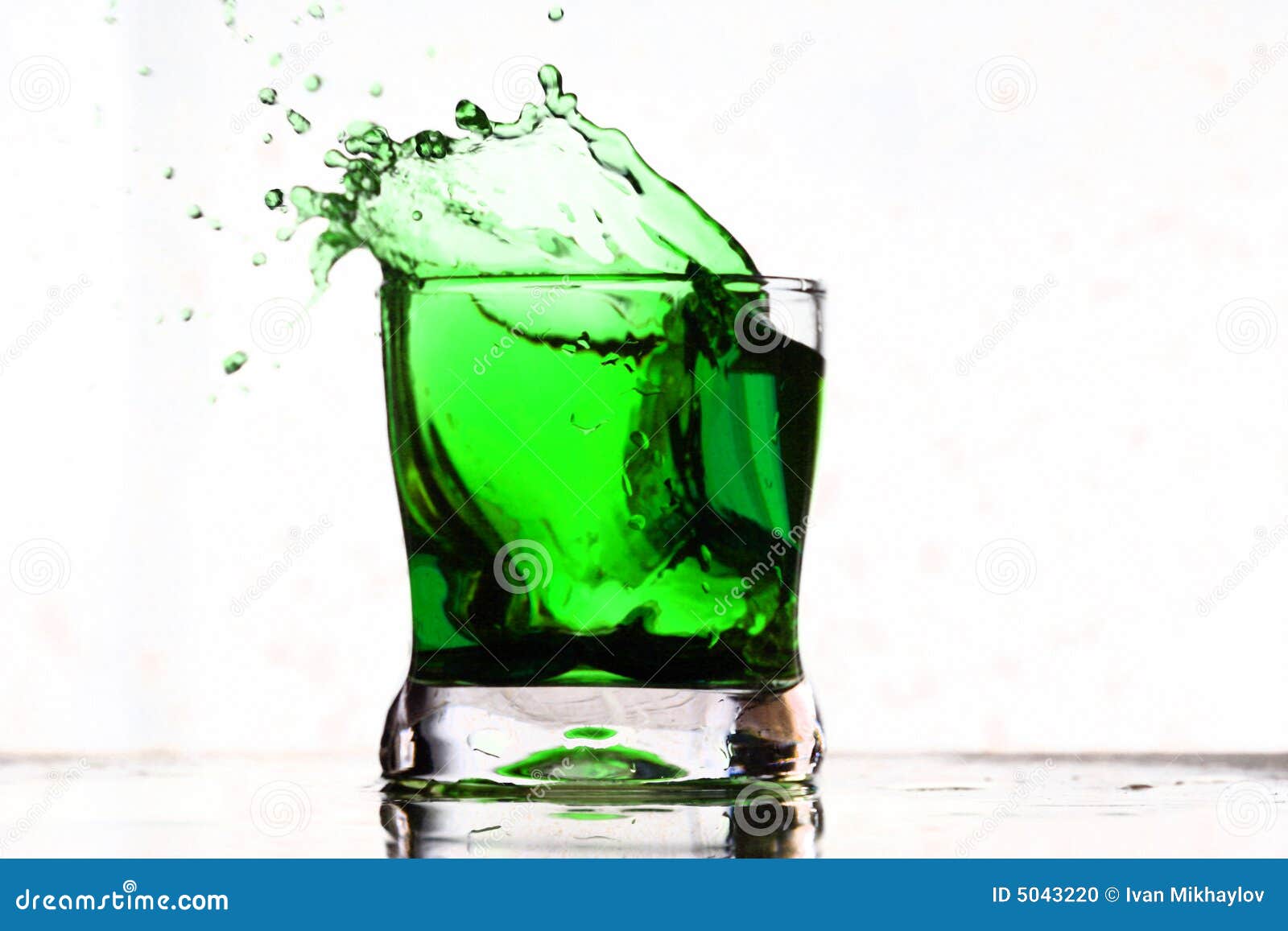 Coctail drink splash stock photo. Image of perfection - 5043220