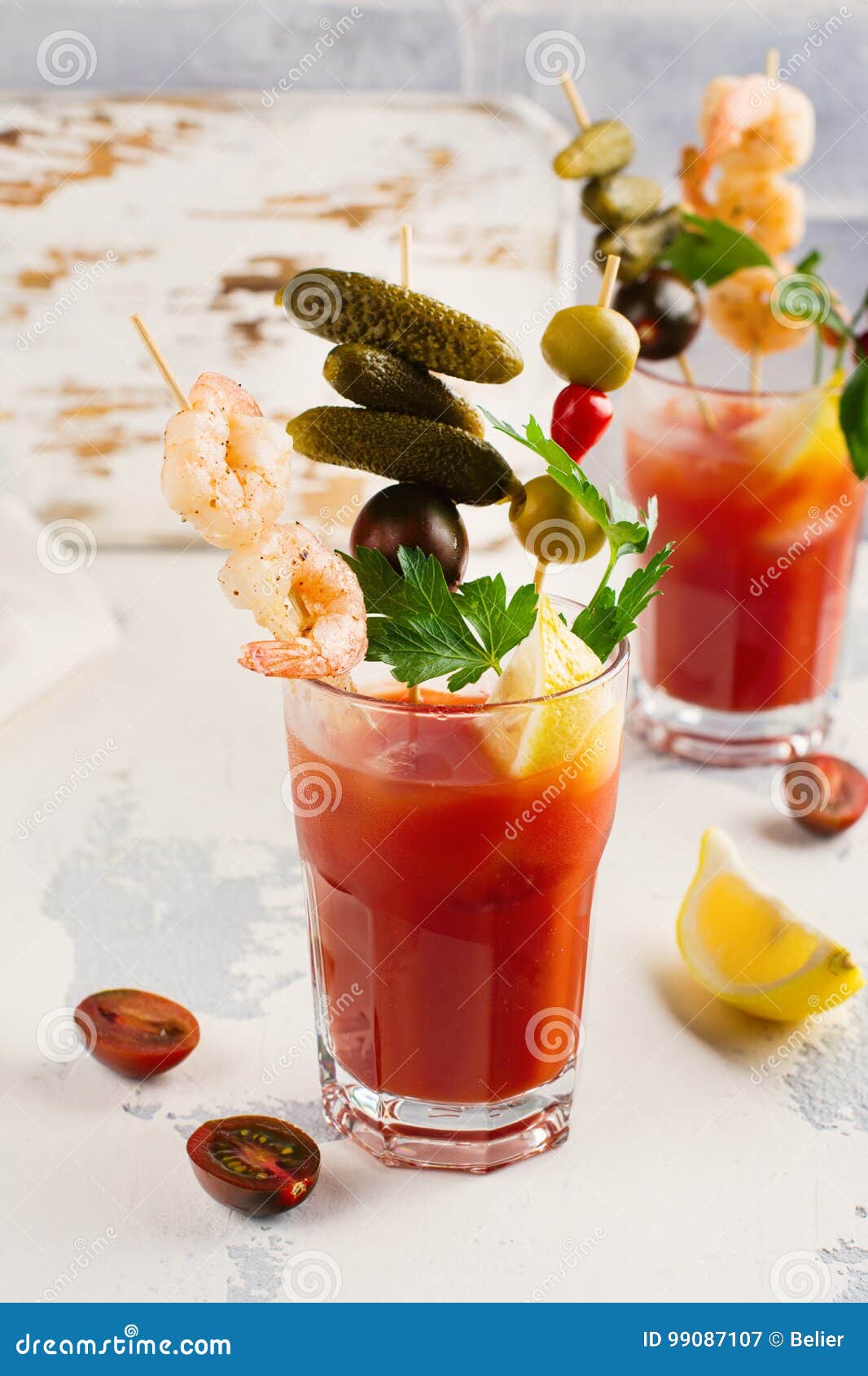 Coctel de Maria sangrienta imagen de archivo. Imagen de jugo - 99087107