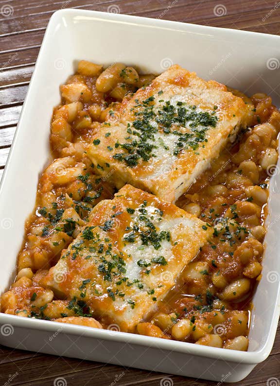 Cod and beans in sauce stock image. Image of fish, recipe - 22753549