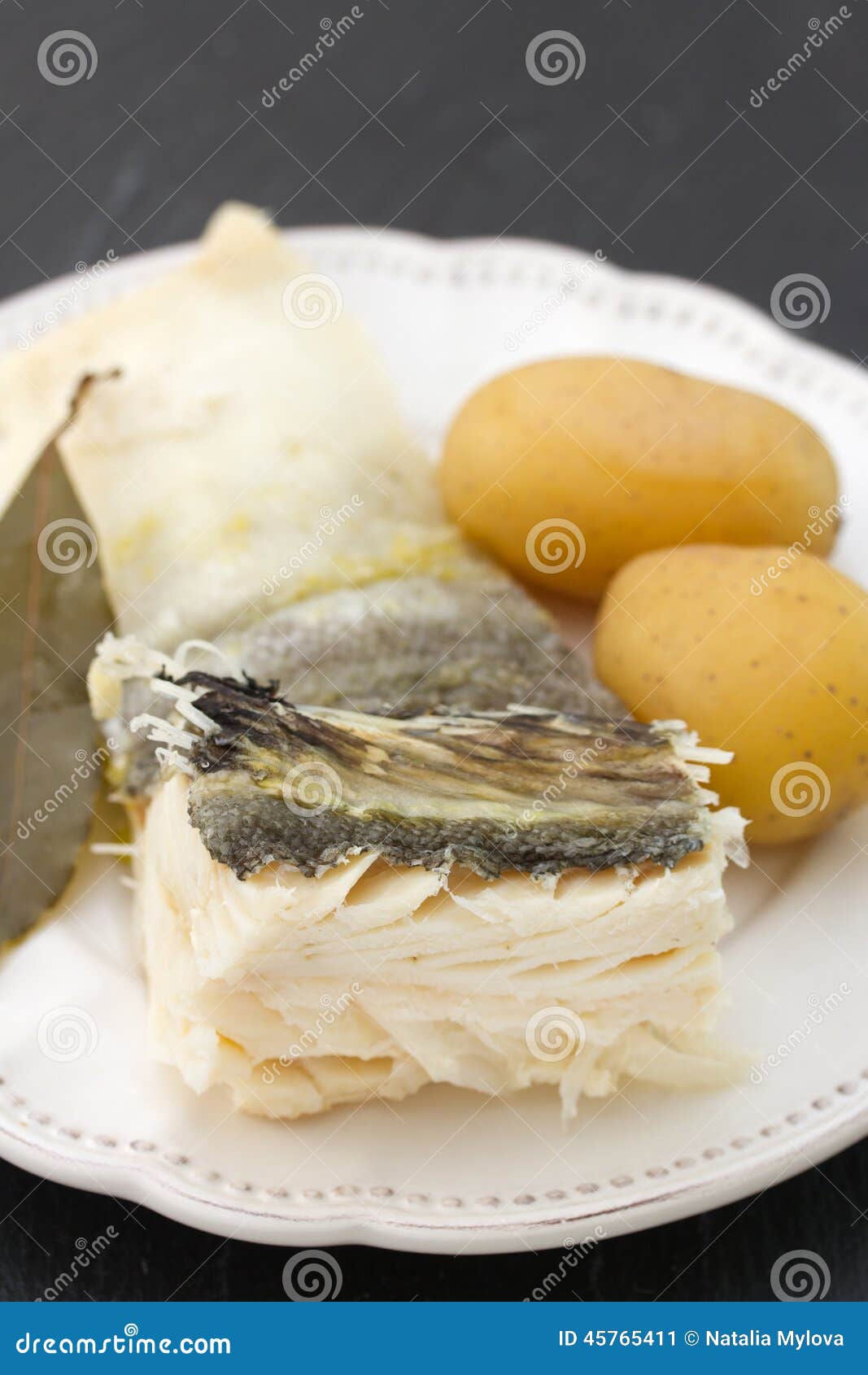 Cod fish with potato stock image. Image of vegetable - 45765411