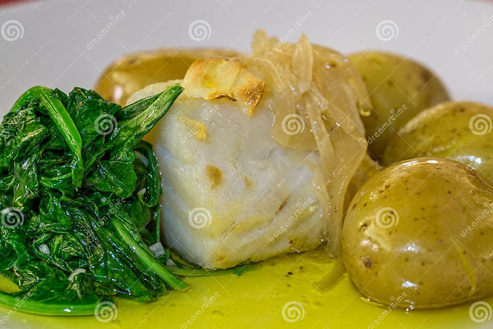 Cod fish with potatoes stock image. Image of plate, vegetable - 59836601
