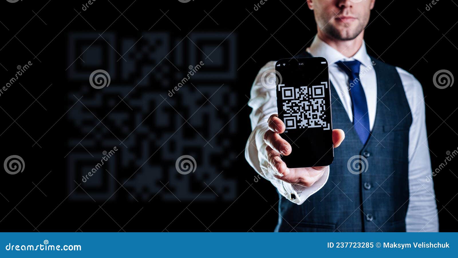 Code Scan Icon. Digital Mobile Smart Phone with Qr Code Scanner on ...