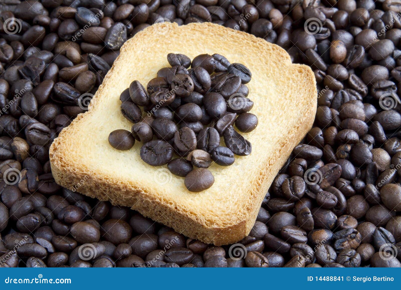 Roast Coffee Beans on Toast Stock Image - Image of roast, toasted: 14488841