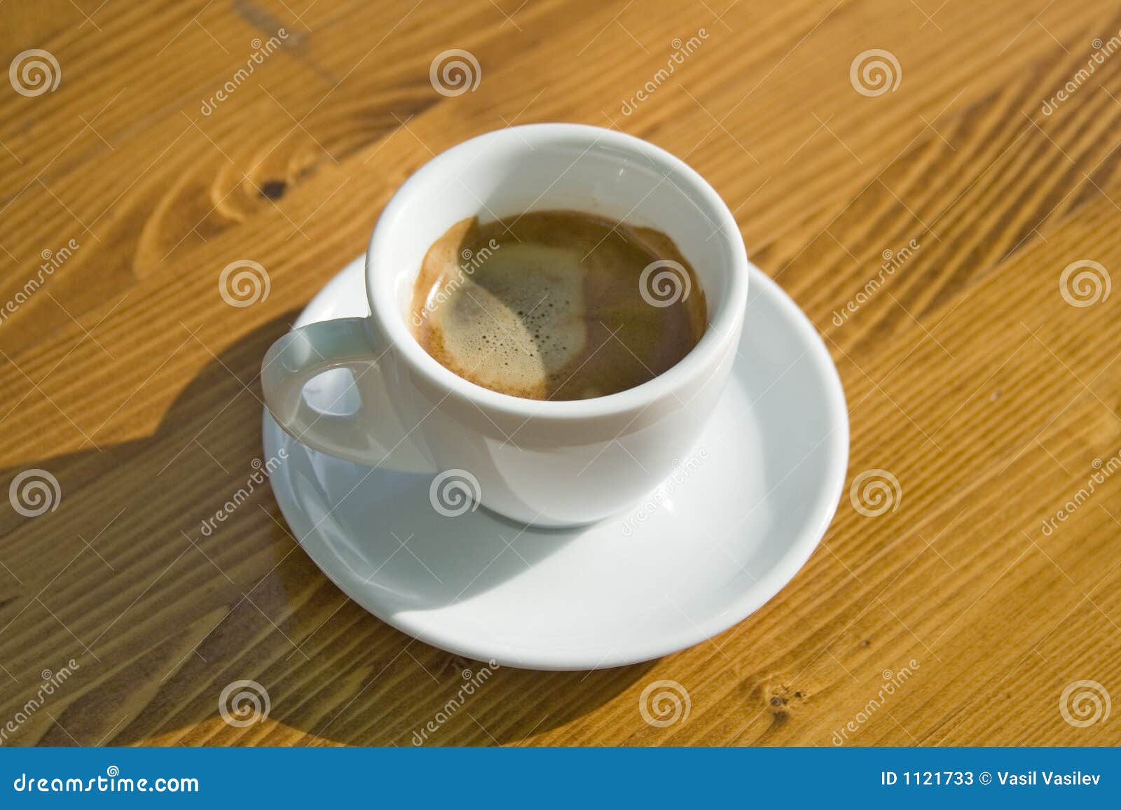 Coffe cup on the table stock image. Image of drink, macro - 1121733