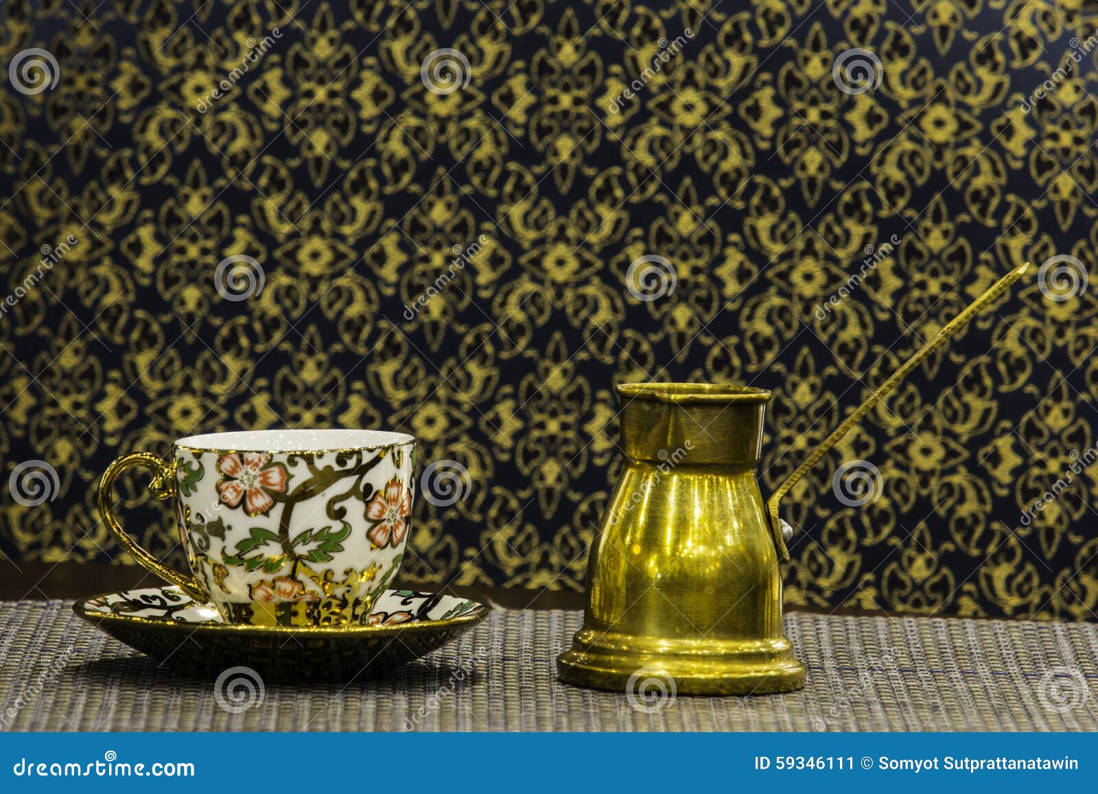 Coffee Cup Set Arabic Style Stock Image - Image of serve, bronze: 59346111