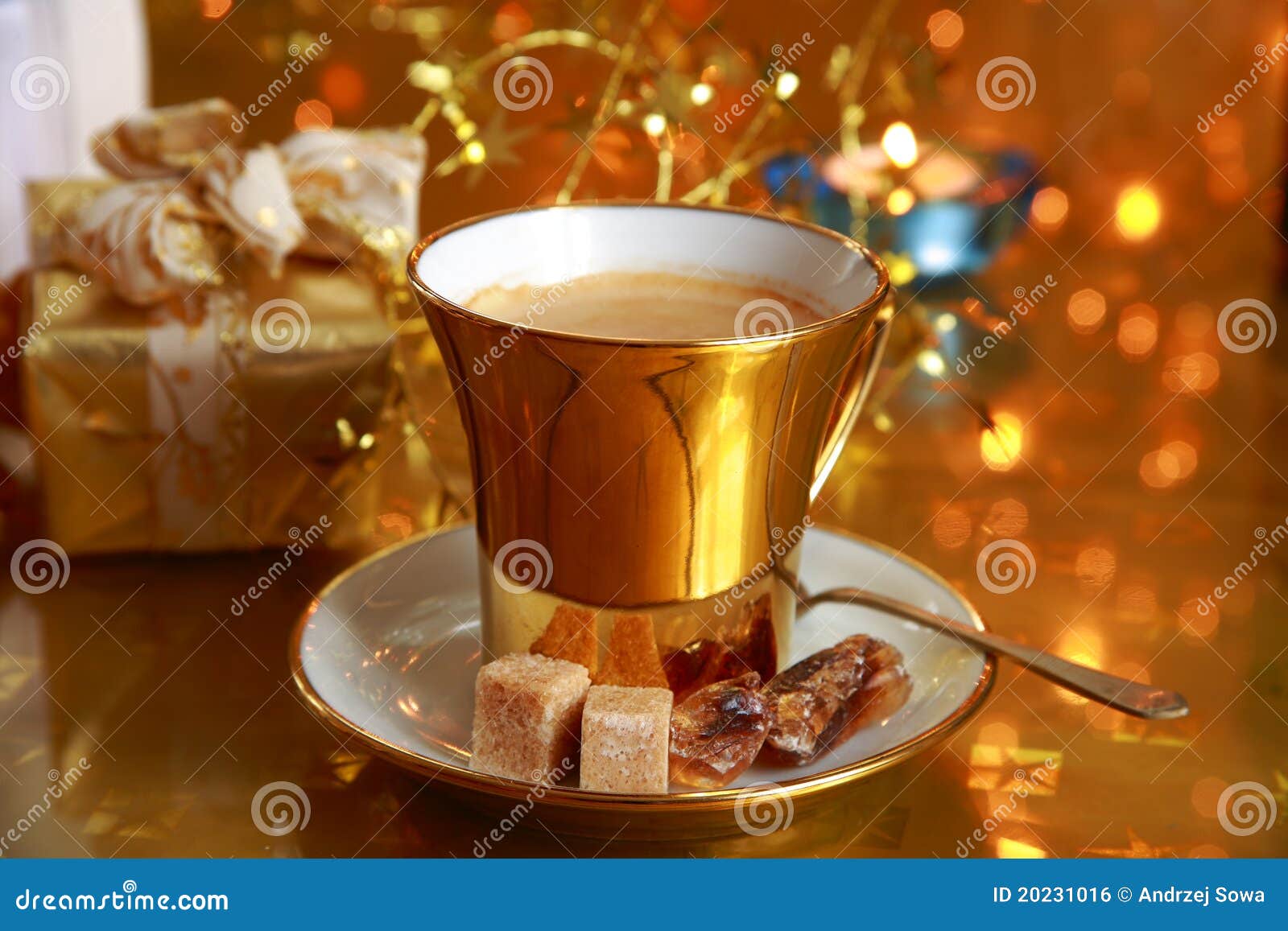 Coffee in Gold Cup and Gift Box Stock Photo - Image of fresh, coffe ...