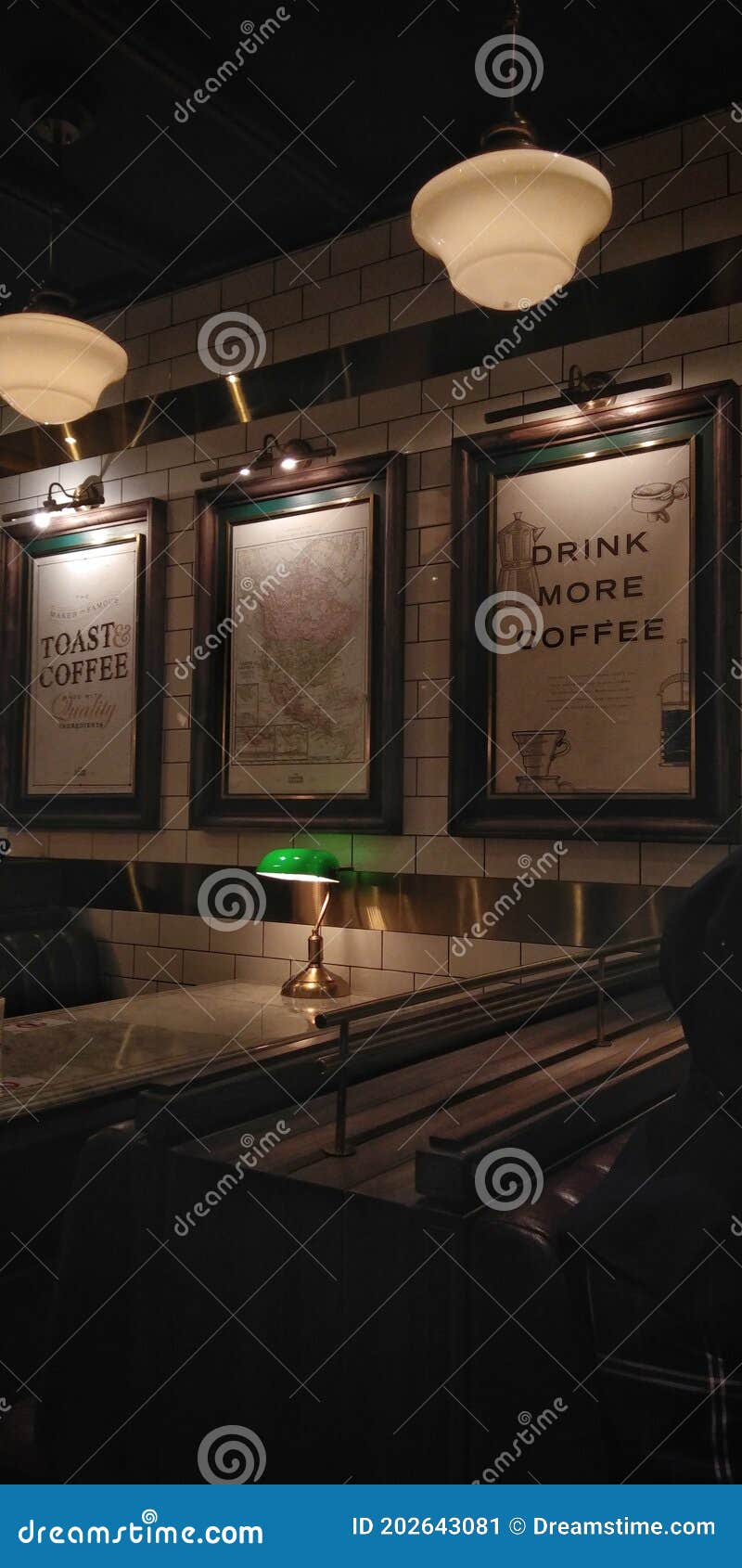 Coffee shop cafe editorial photo. Image of cafe, machine - 202643081