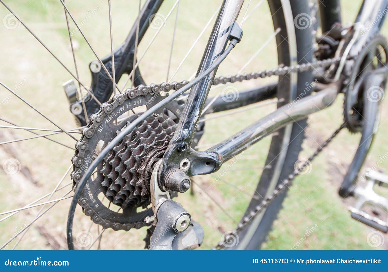 Cog stock image. Image of engineering, circle, gears - 45116783