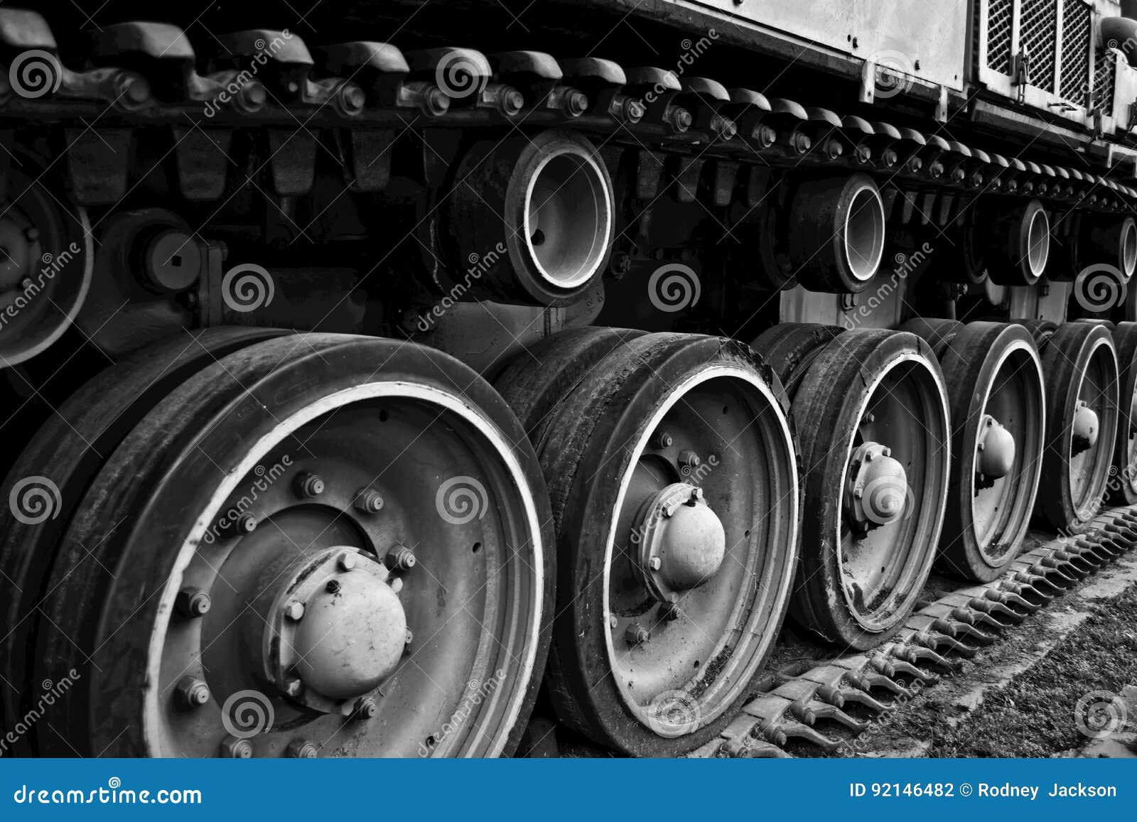 Cogs in the Track Assembly of a WW2 Tank Stock Photo - Image of crawler ...