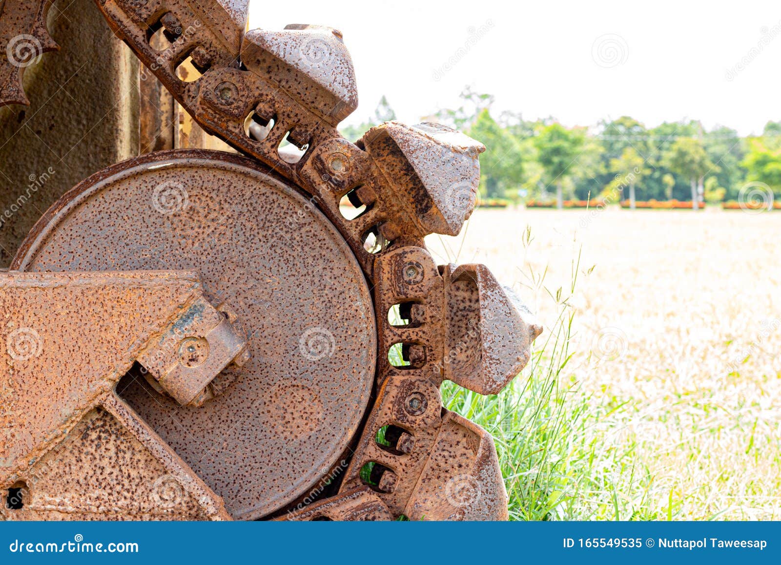 Cogwheel of the Old Tractor , Crawler Wheel Stock Image - Image of ...