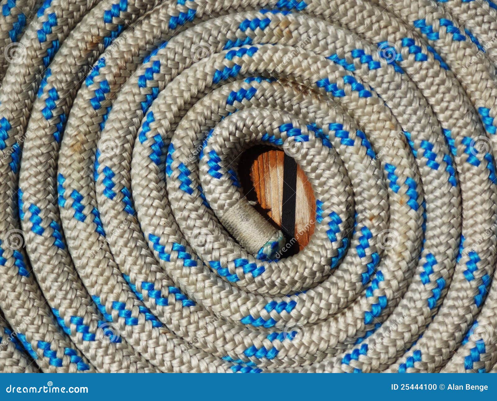 Coil of rope texture photo stock photo. Image of marine - 25444100