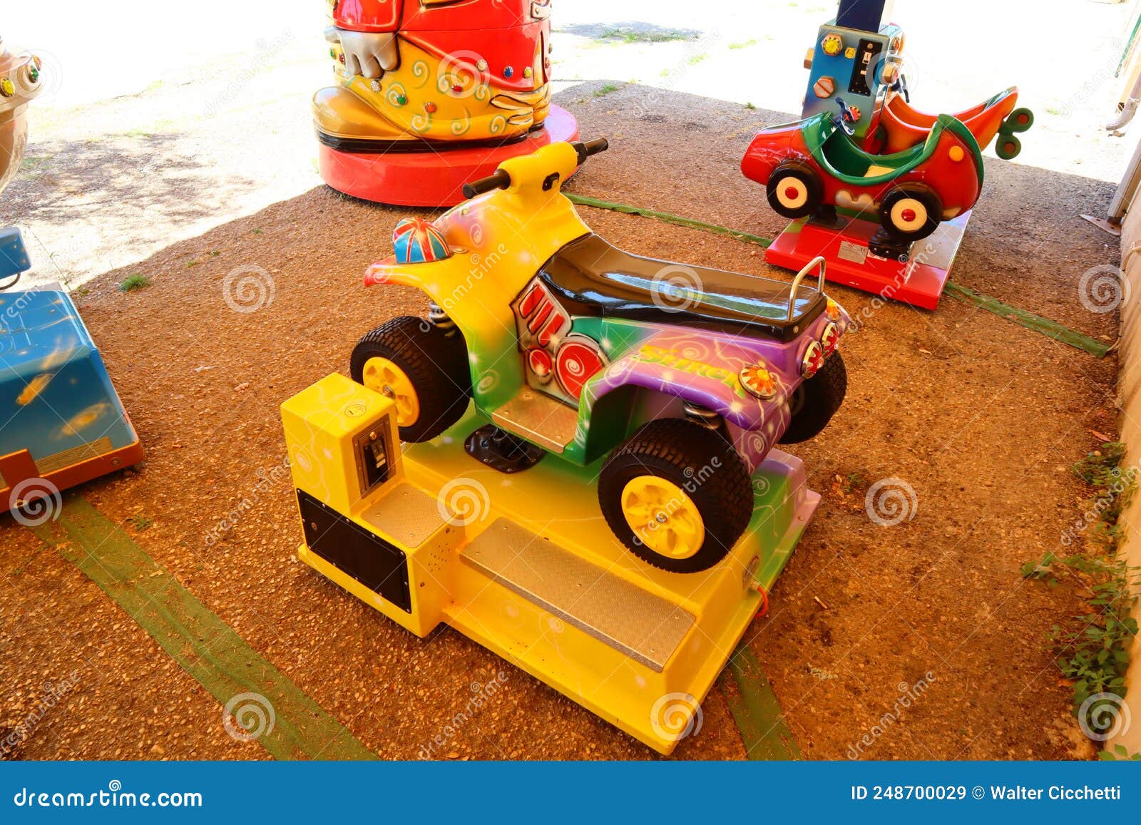 Coin Operated Amusement Kiddie Rides Editorial Stock Image - Image of ...