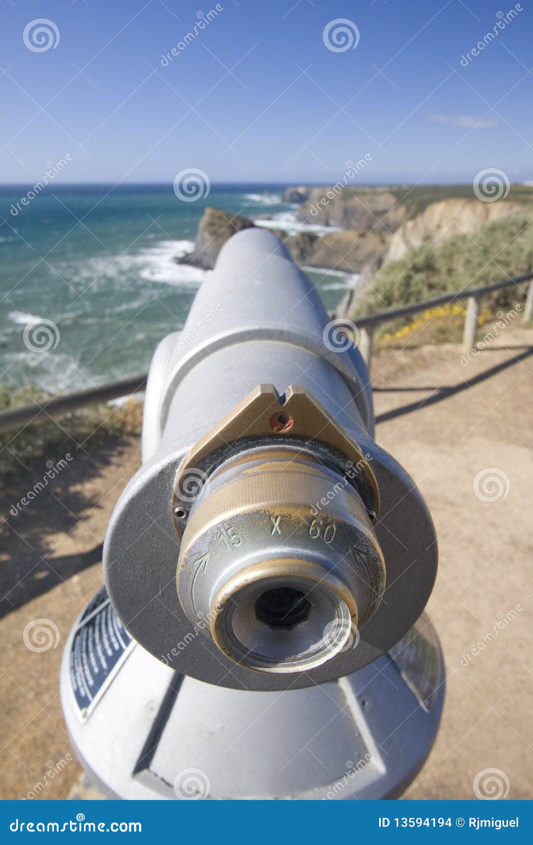 Coin operated telescope stock photo. Image of scope, binocular - 13594194